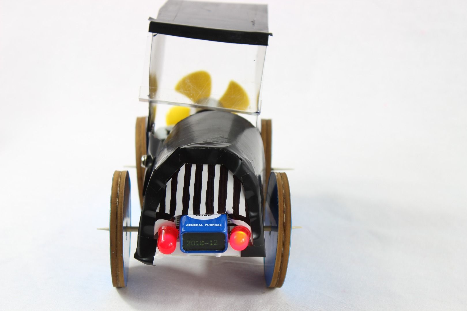 Electric Car With Fan Science Project at Home : 6 Steps - Instructables