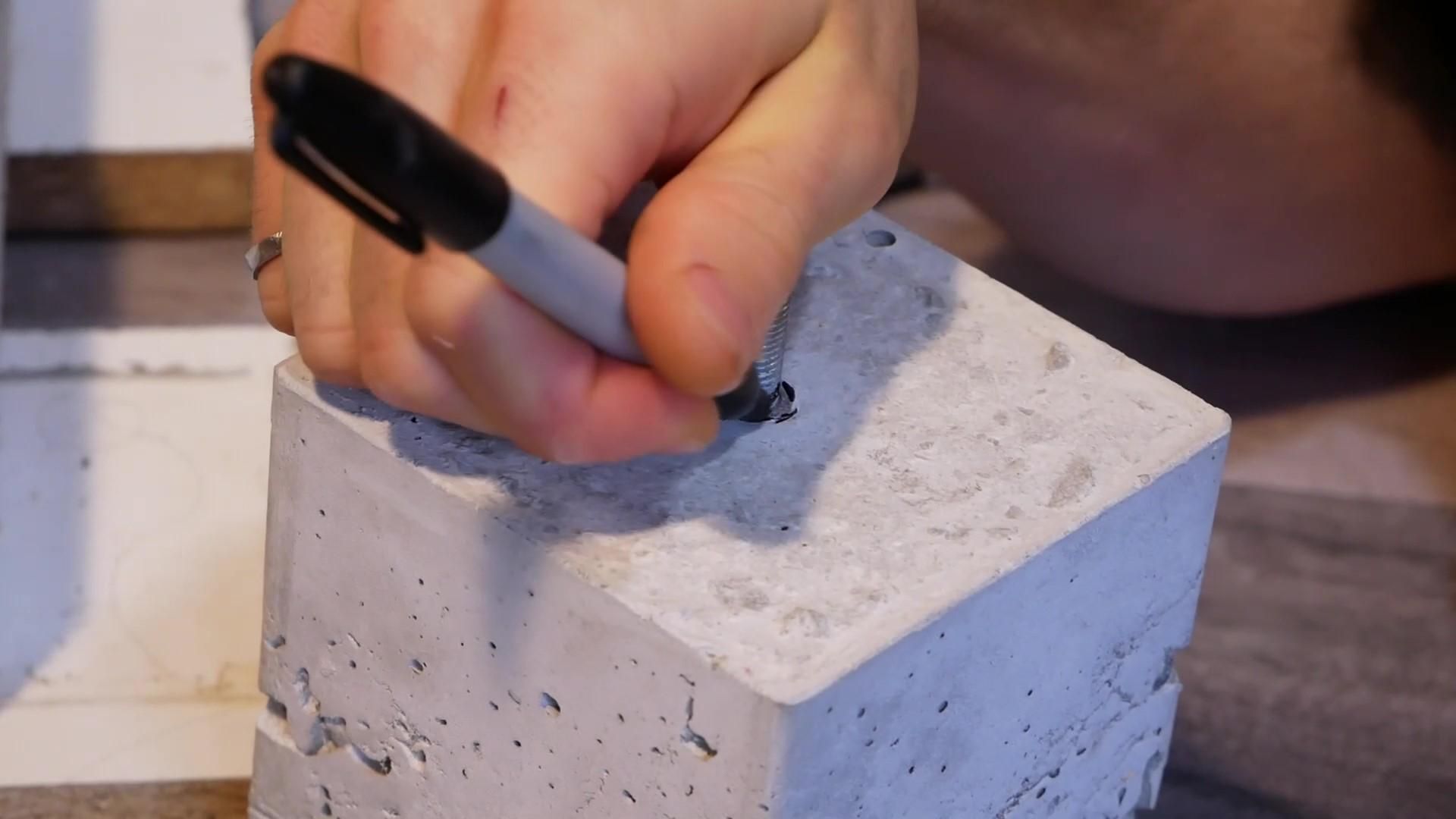 Concrete & Wood Counterweighted Mic Stand : 12 Steps (with Pictures ...