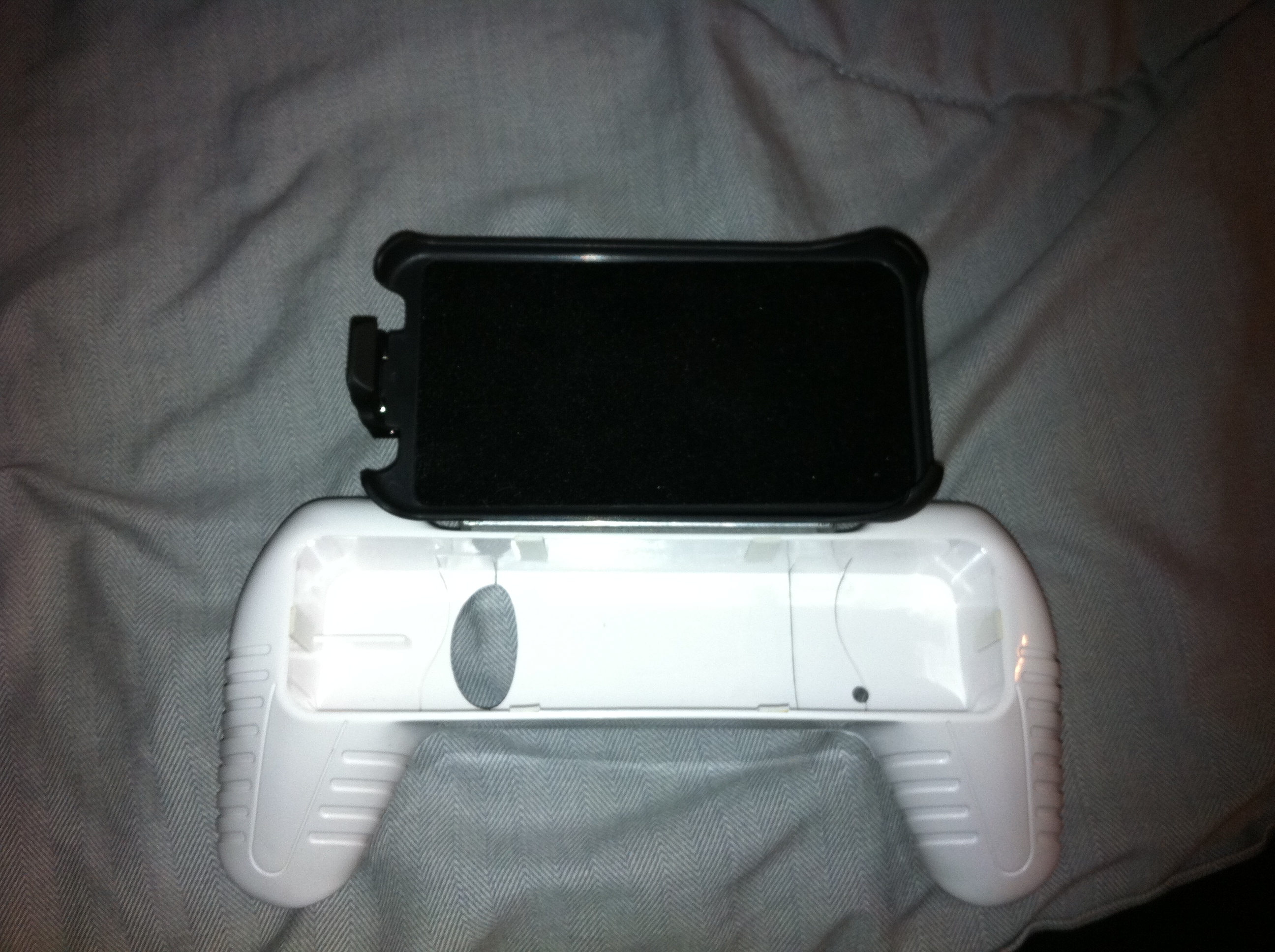 Jailbroken IPhone Emulator Controller : 5 Steps - Instructables