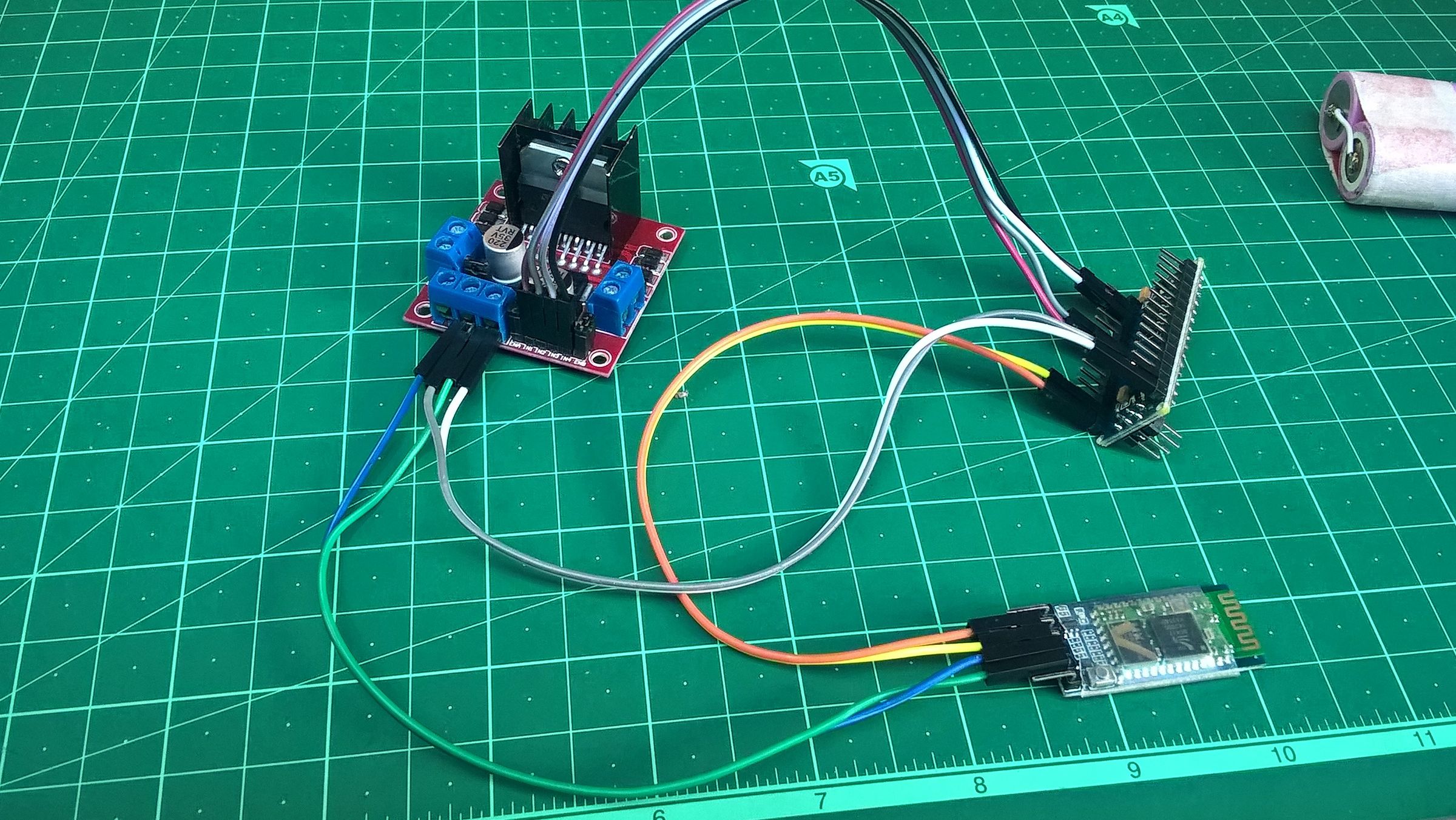 How to Make a DIY Smartphone Controlled RC Car : 8 Steps (with Pictures ...