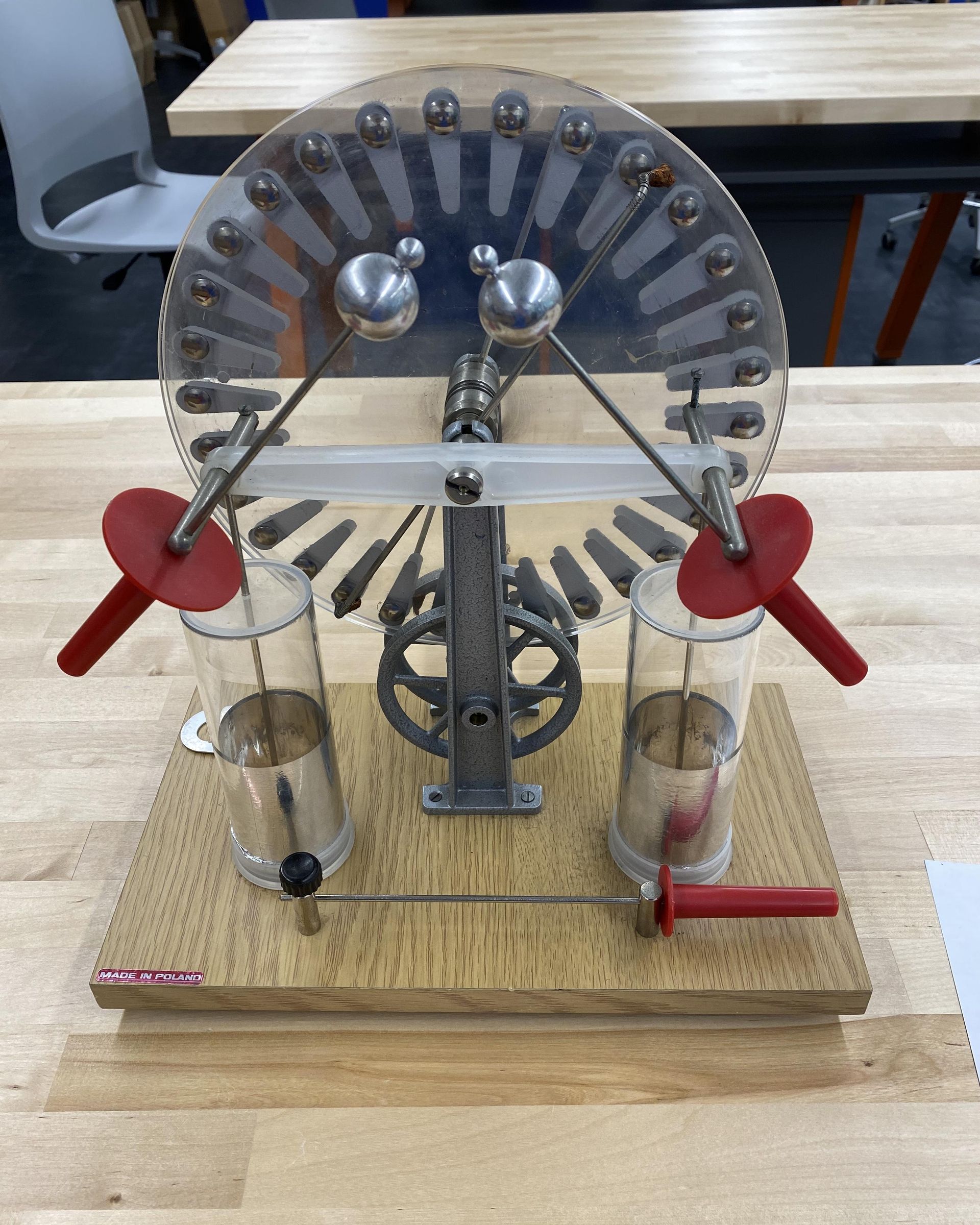 How to Build a 30 Kilovolt Wimshurst Machine! : 25 Steps (with Pictures ...