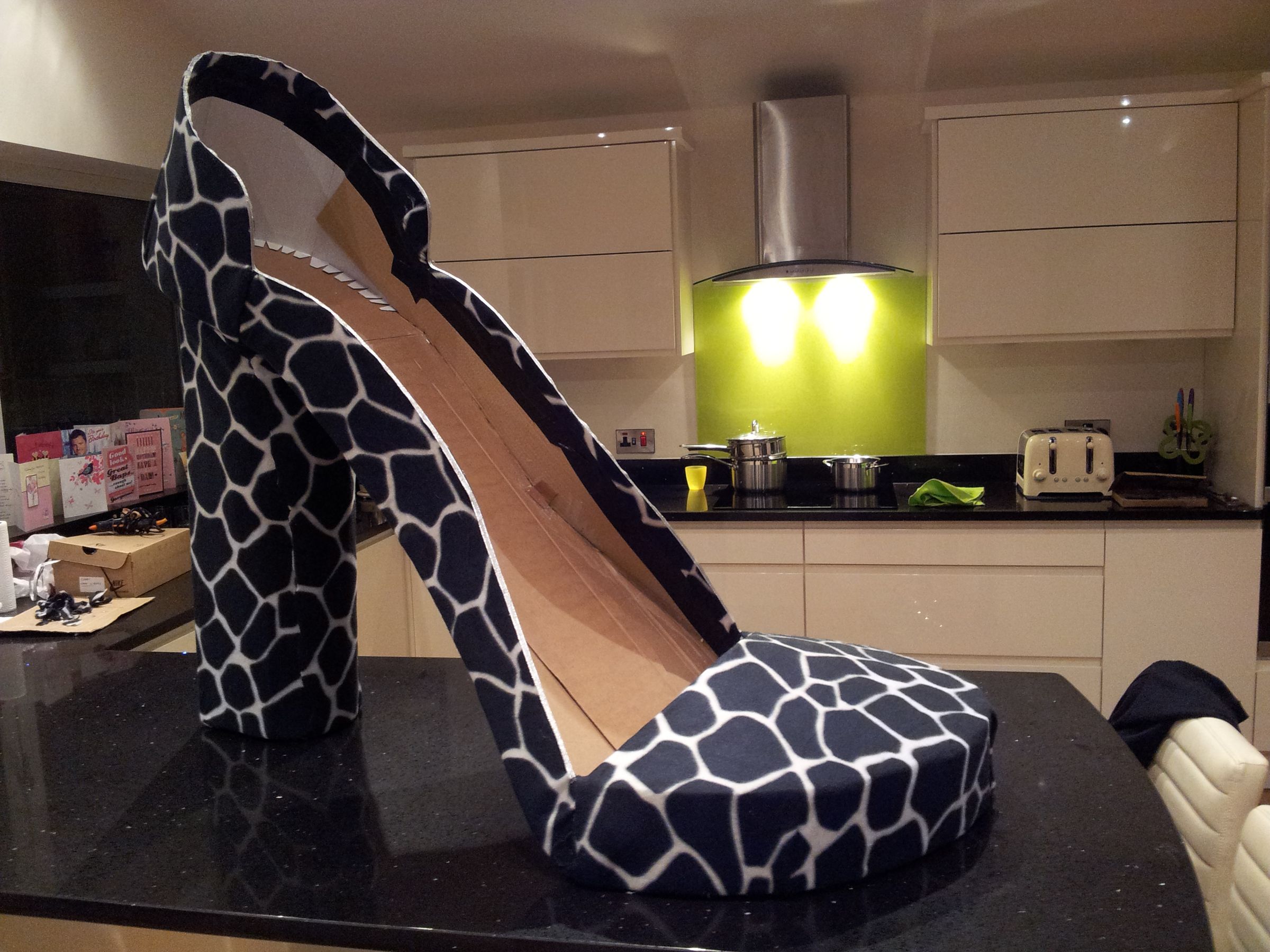 Cardboard Shoe (ladies Night) - Instructables