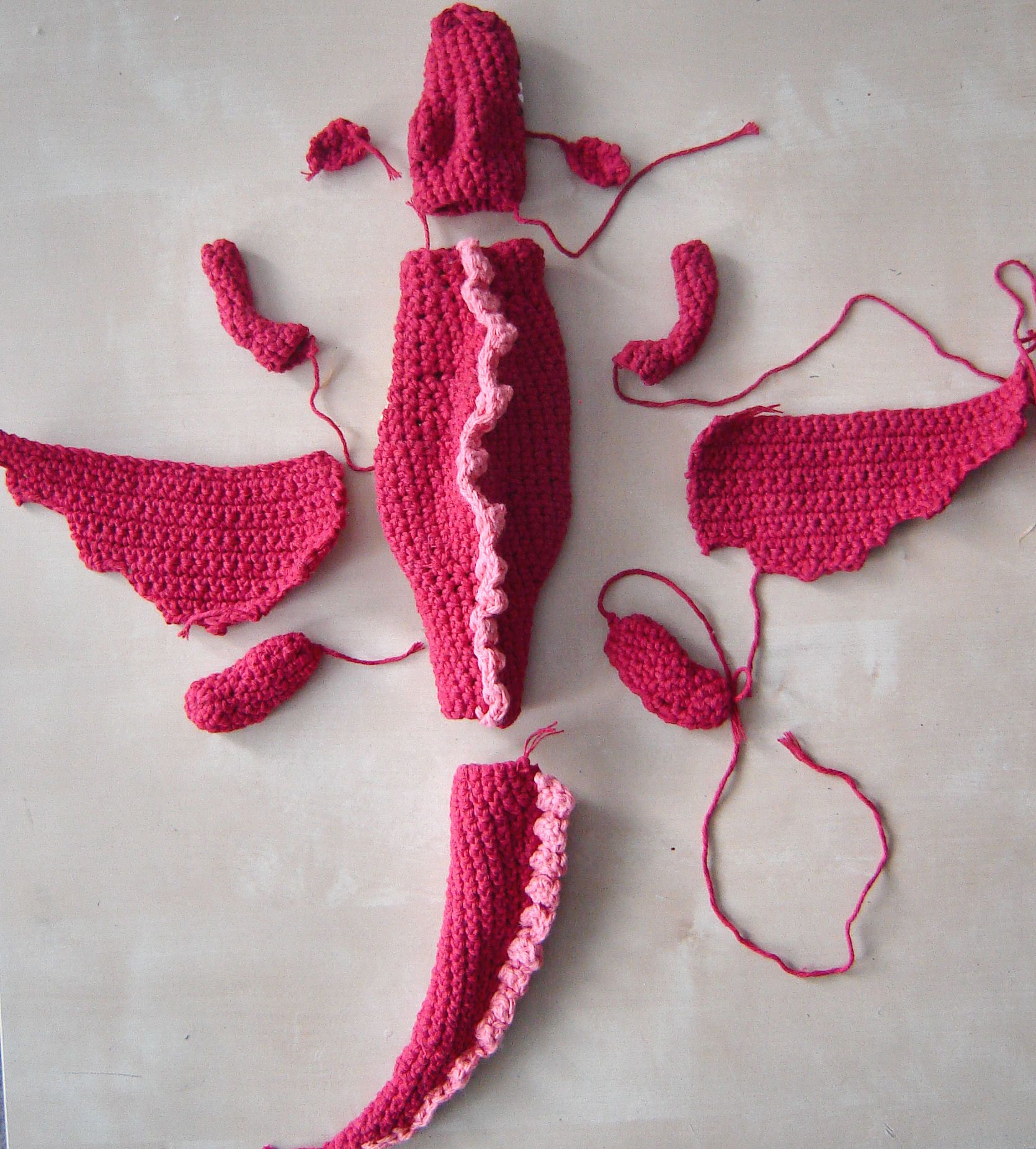 Crochet Dragon - Smaug From the Hobbit : 12 Steps (with Pictures ...