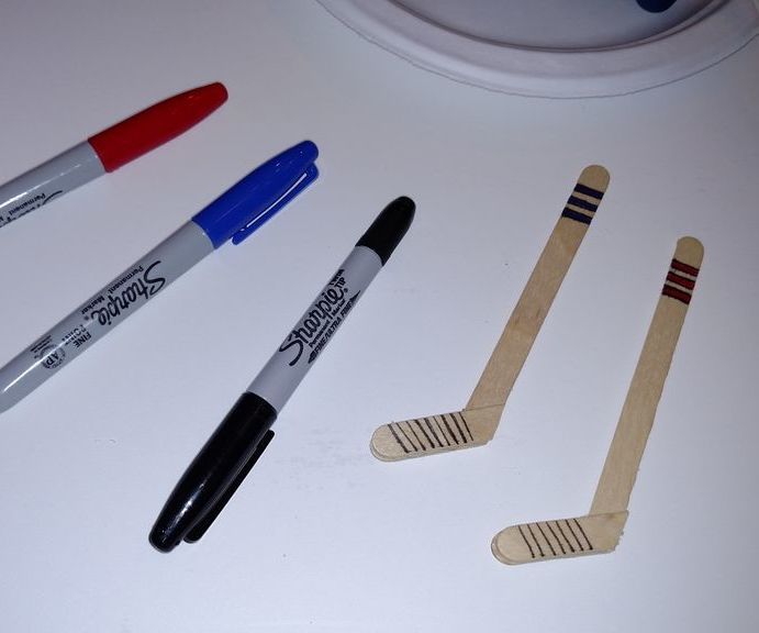 Popsicle Hockey Sticks - Craft : 9 Steps - Instructables