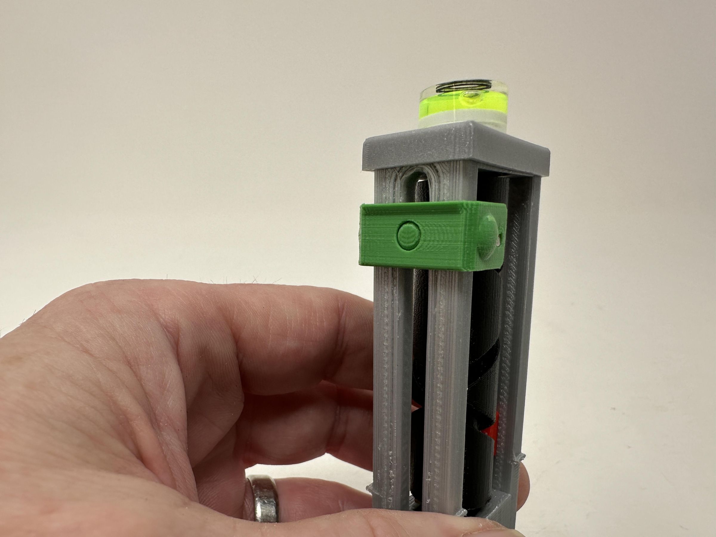 Marblevator, Self Reversing Screw Lift. : 4 Steps (with Pictures ...