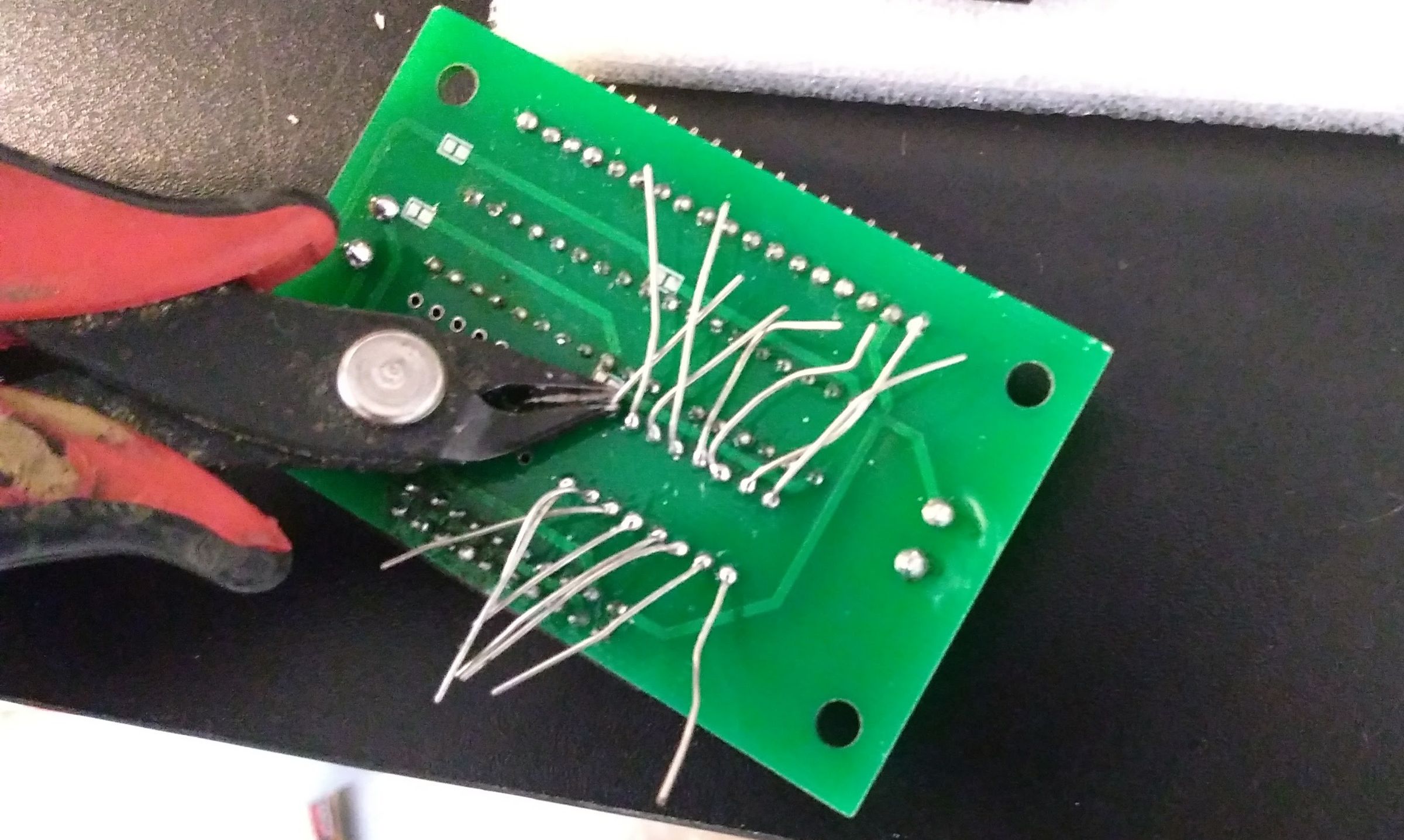 16 Channel ULN2XXX Darlington Transistor Array Breakout Board : 6 Steps ...