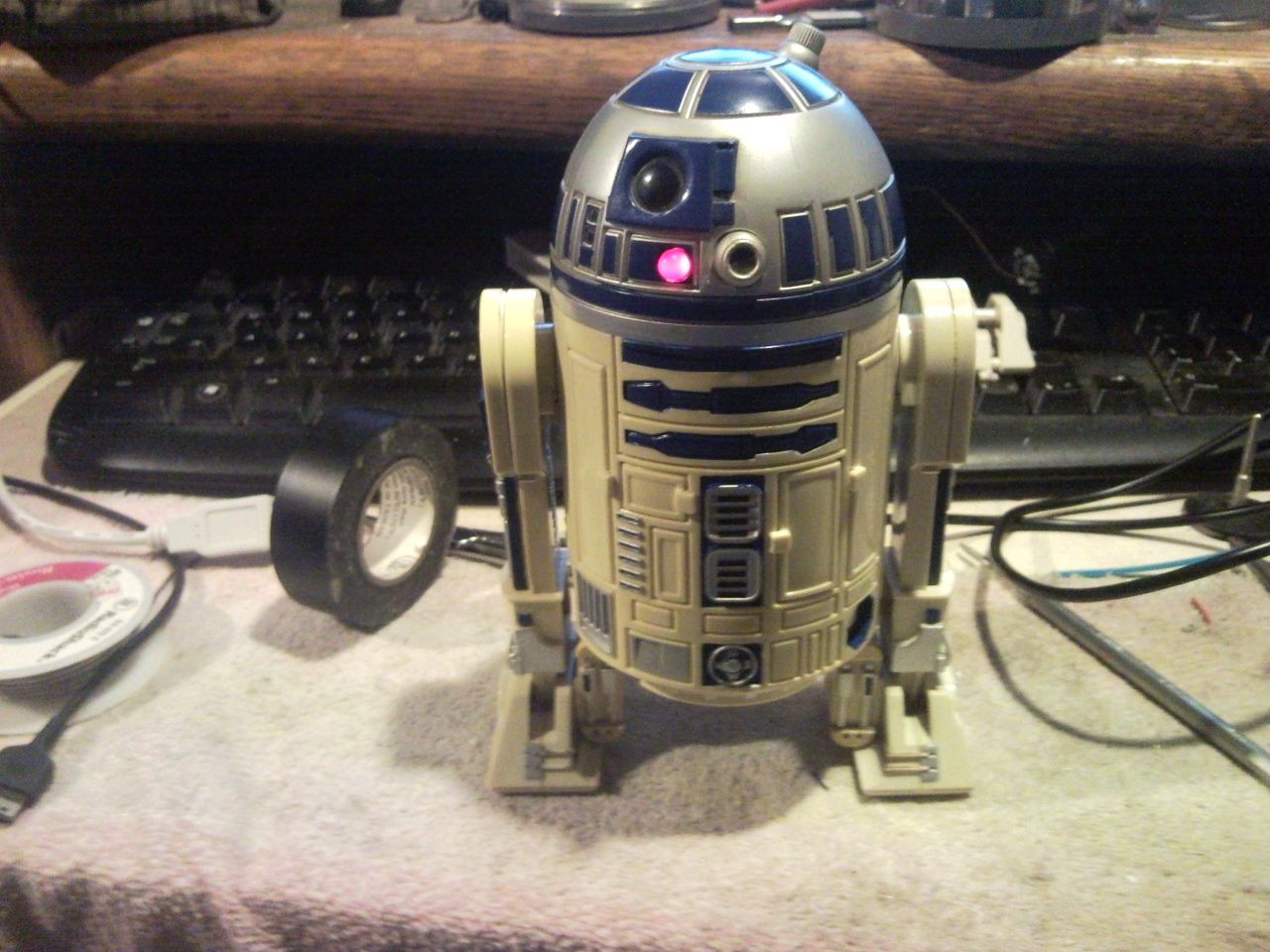 R2D2 5 Port USB Power Supply Unit. This Is the Droid Your Looking For ...