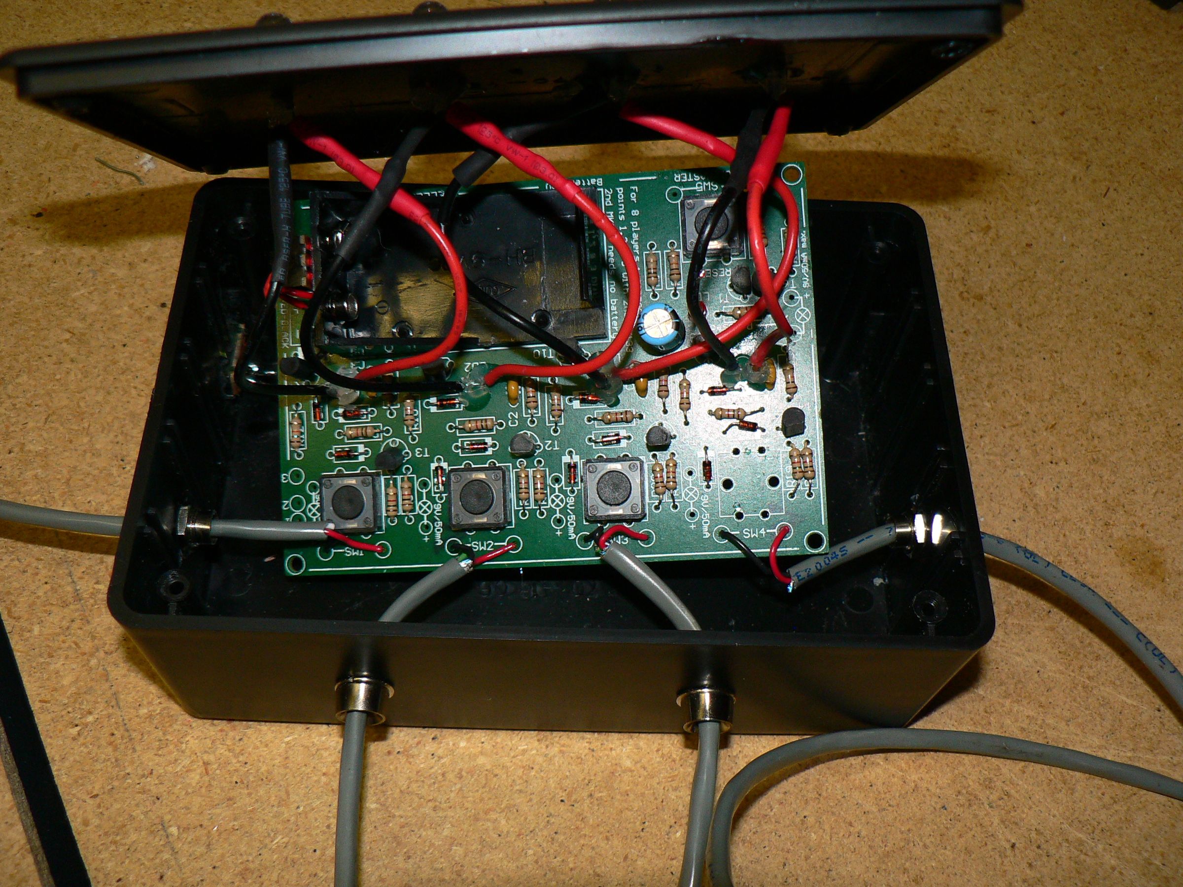 Quiz Show Buzzer System Using Staples Easy Button : 7 Steps (with ...