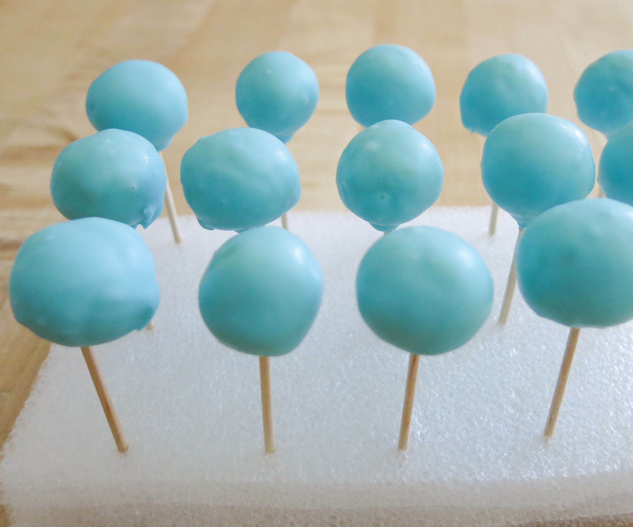 Mini Cake Pops : 5 Steps (with Pictures) - Instructables