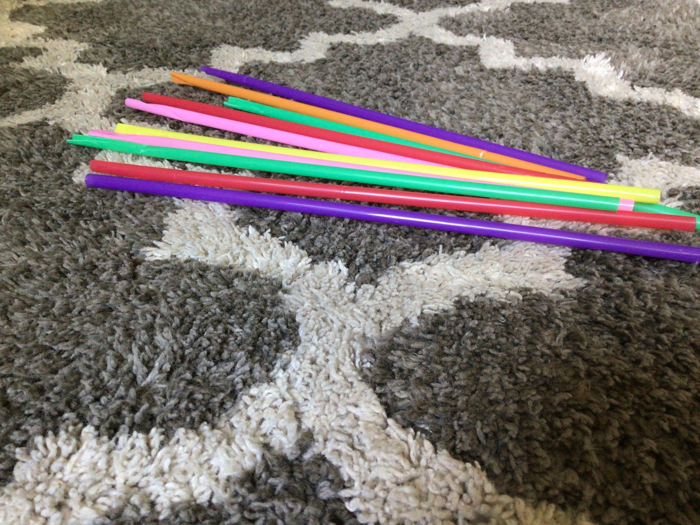 Straw Fishing Pole (no String) / Straw Snake : 3 Steps - Instructables