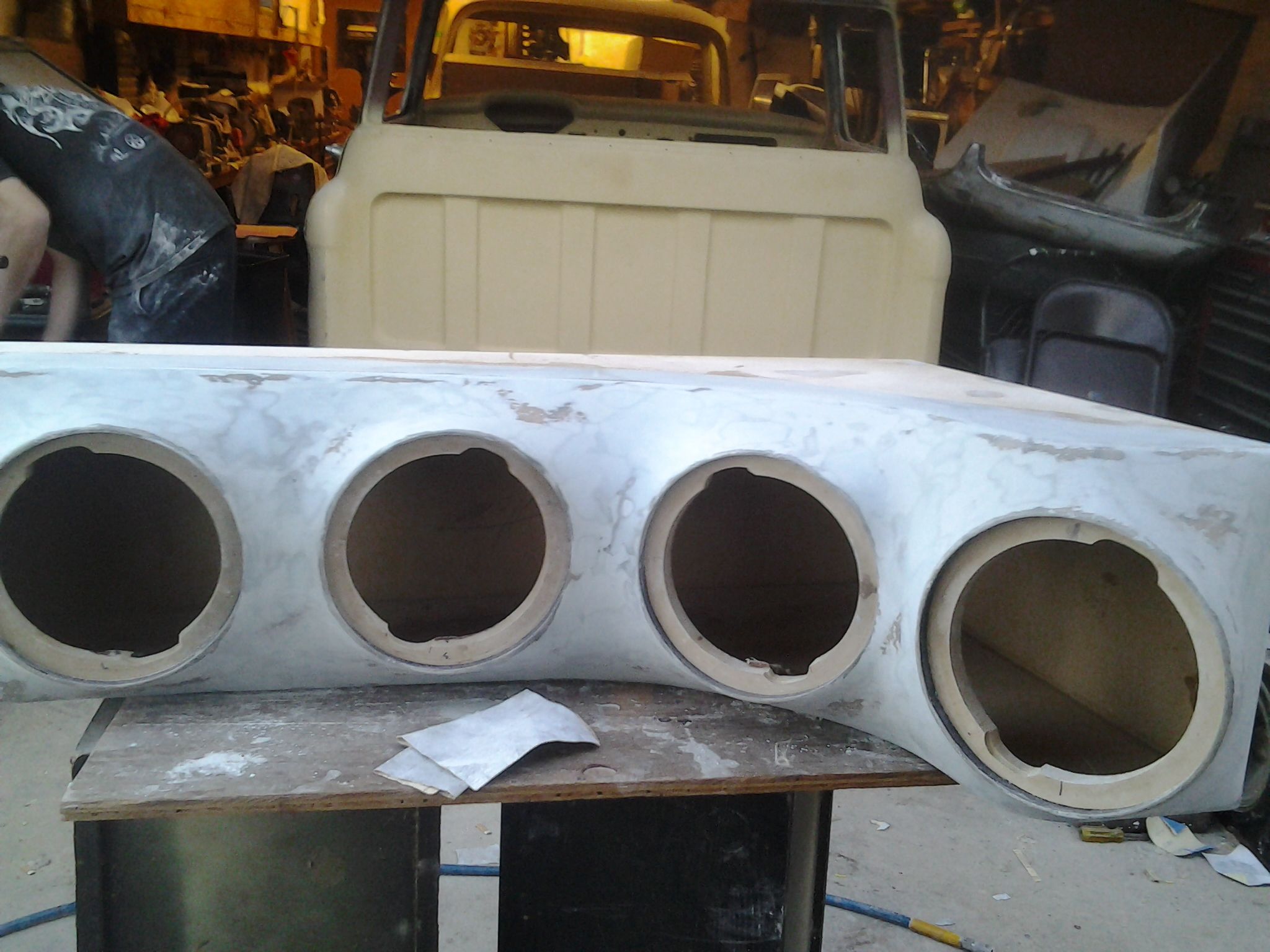How to Build a Fiberglass Sub Box : 11 Steps (with Pictures ...