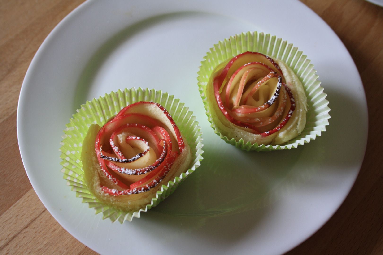 Apple Puff Pastry Roses : 9 Steps (with Pictures) - Instructables