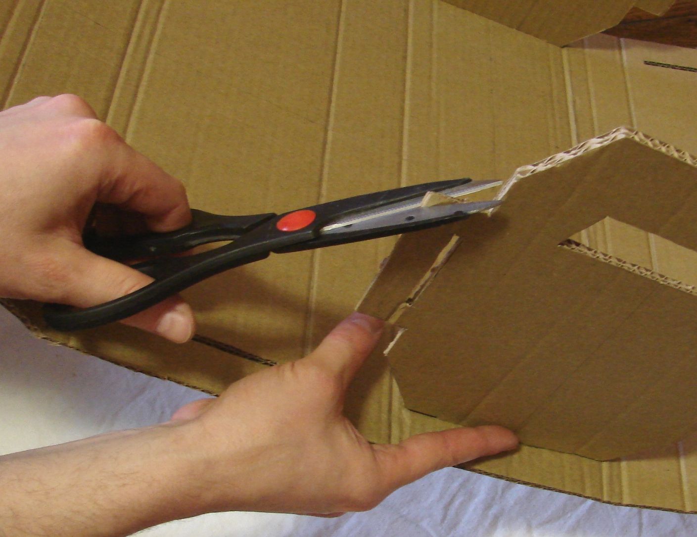 Cardboard Tool Bag : 8 Steps (with Pictures) - Instructables