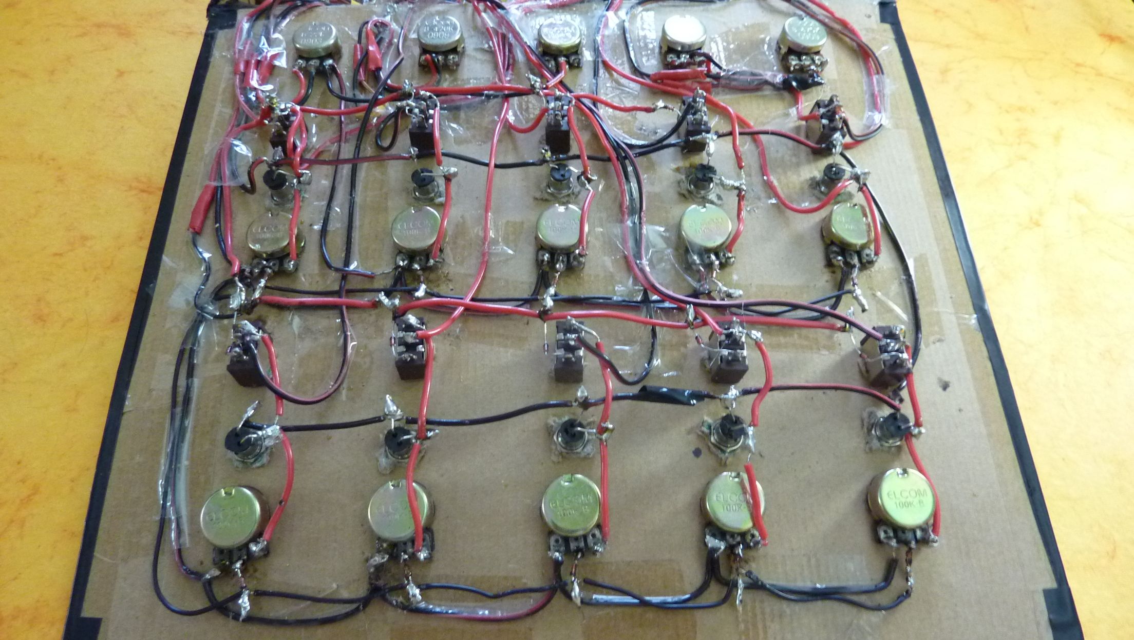 10 Step Analog Sequencer : 14 Steps (with Pictures) - Instructables