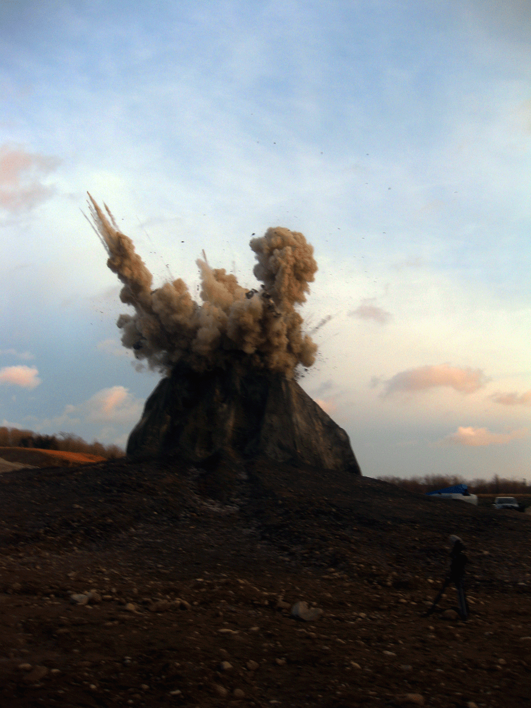 Build a Life-sized Active Volcano (with Pictures) - Instructables