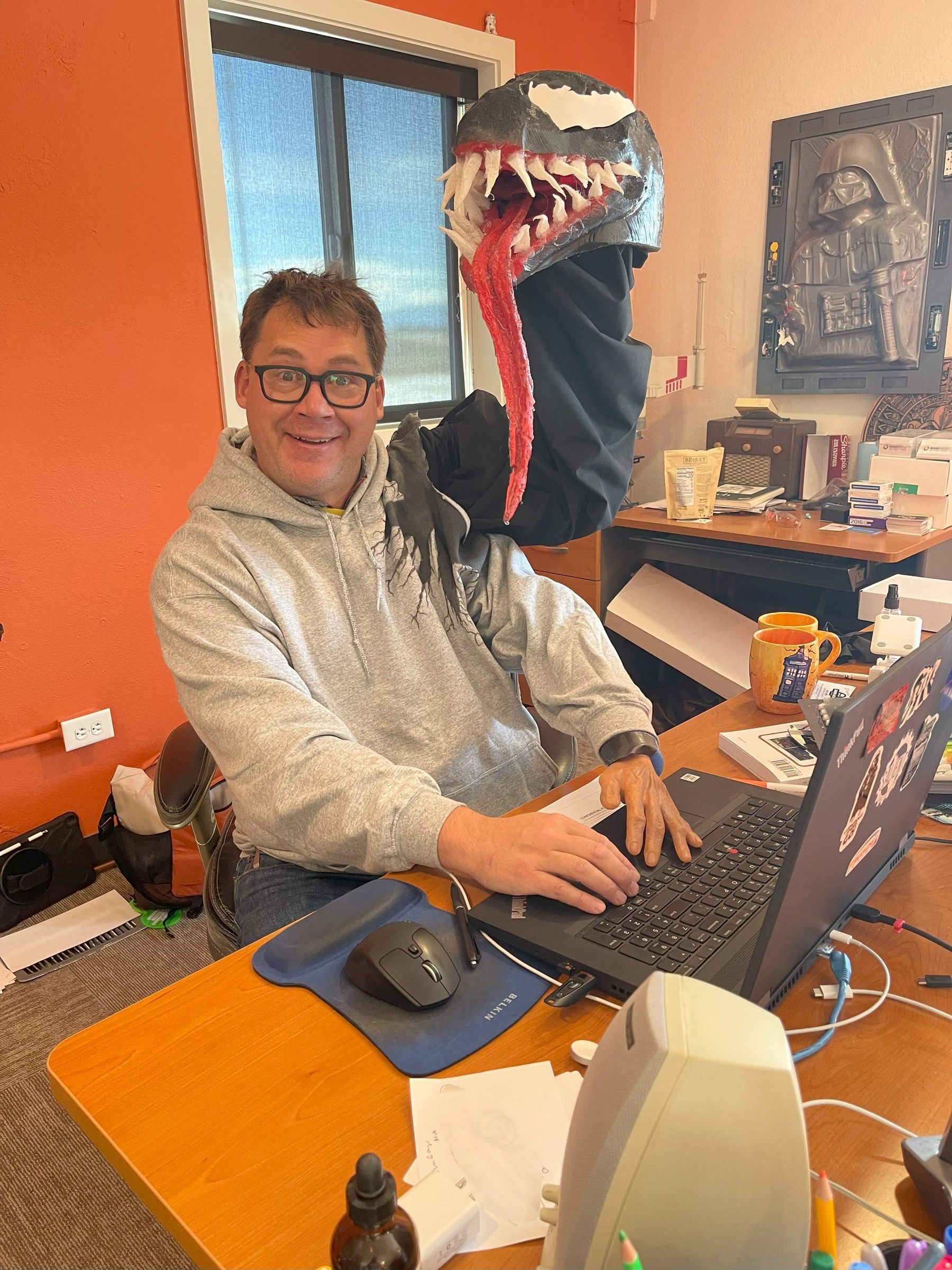 Venom Costume - Eddie Brock With a Symbiote - Puppet and an Extra Arm ...