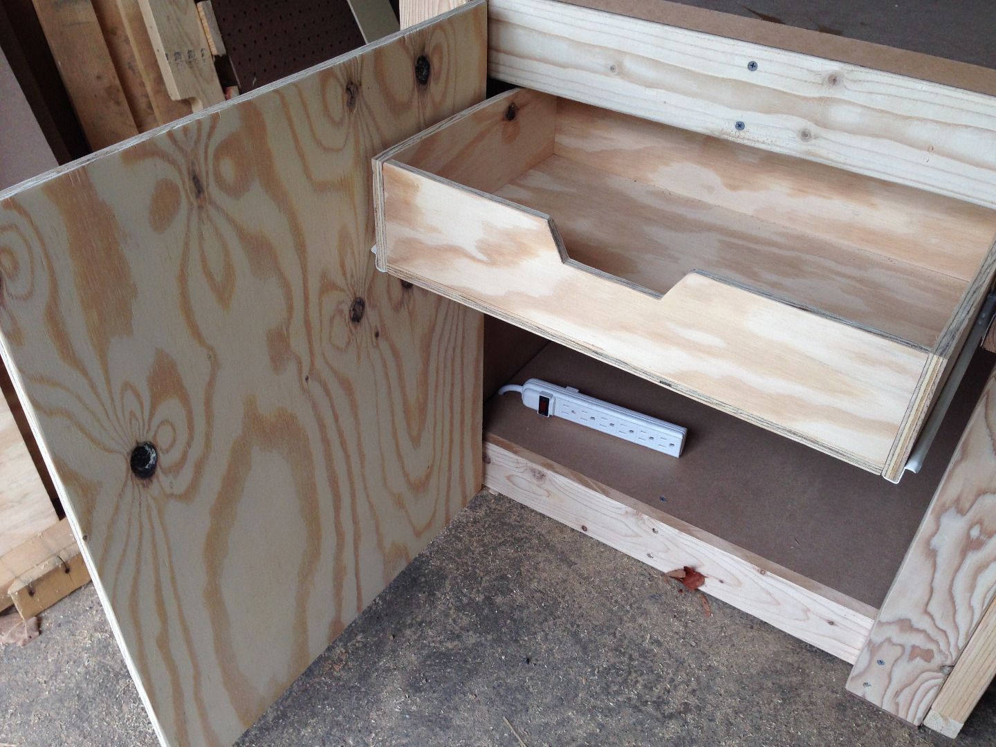 Ultimate Mobile Workbench : 9 Steps (with Pictures) - Instructables