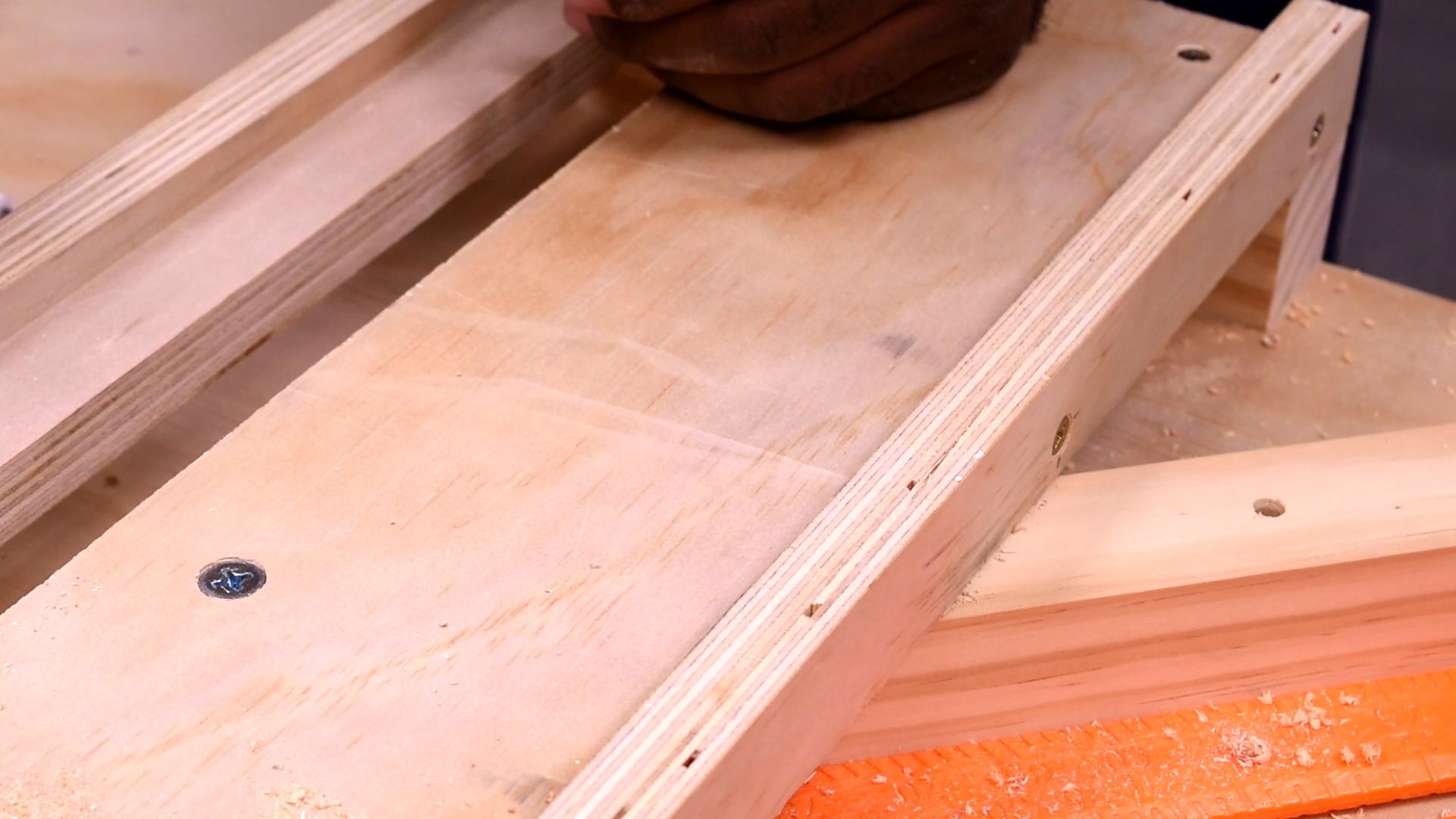 MAX CUT 2 Circular Saw Crosscut & Miter Jig : 11 Steps (with Pictures ...