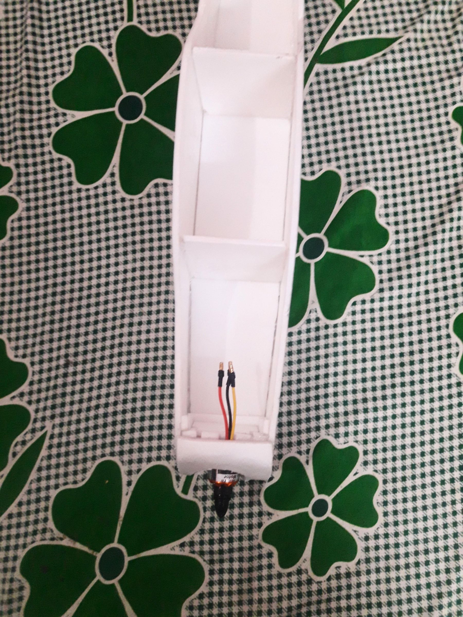 How to Make a RC Trainer Airplane : 9 Steps (with Pictures) - Instructables