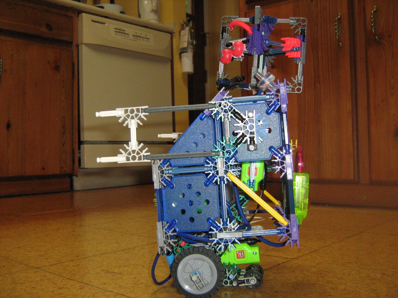 Instructables Robot, of Knex! - Instructables