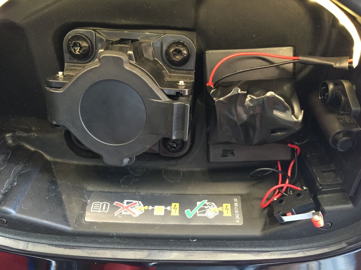 Charge Port Illuminator : 4 Steps - Instructables