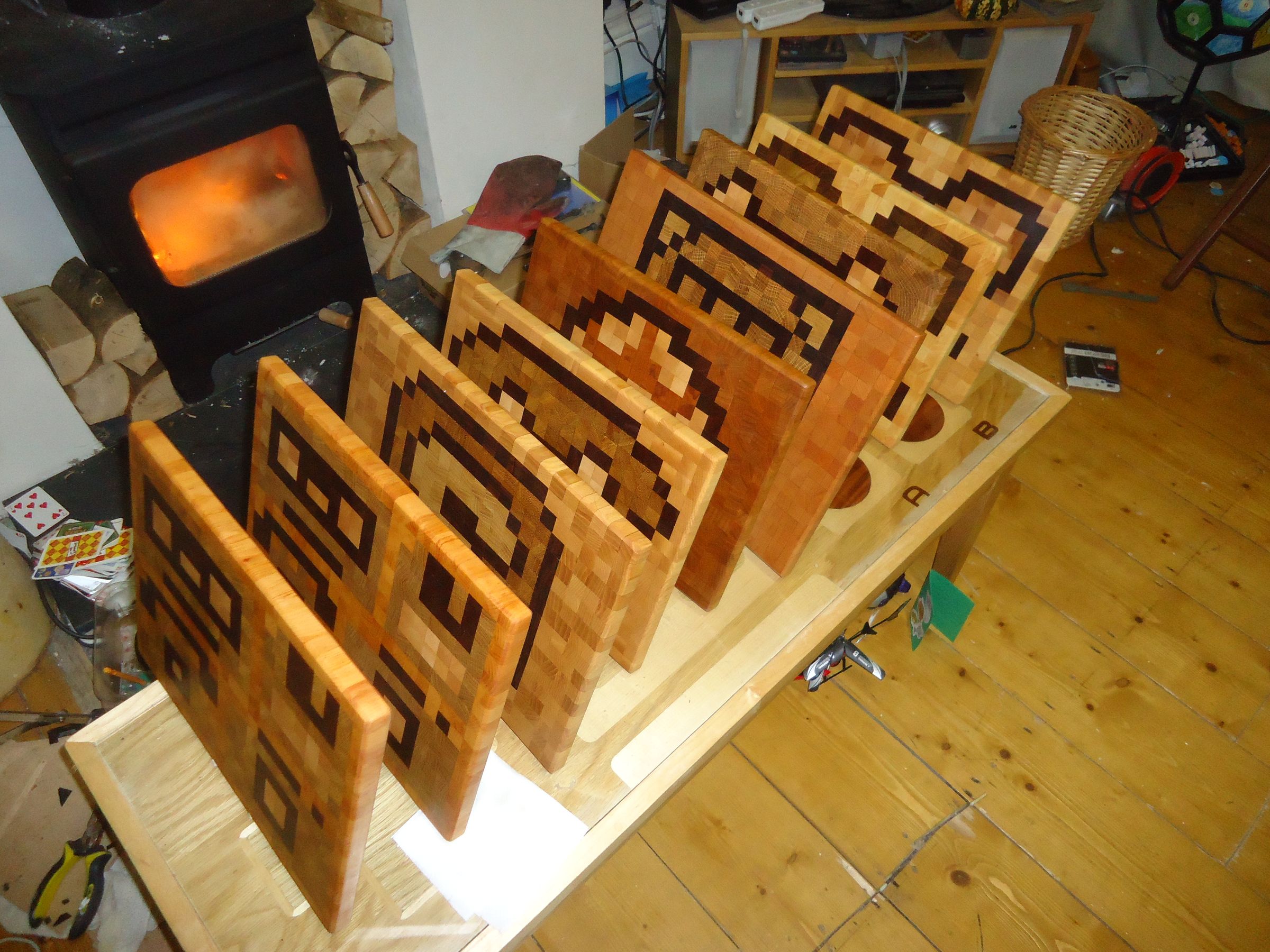 Pixel Art Chopping Boards : 8 Steps (with Pictures) - Instructables
