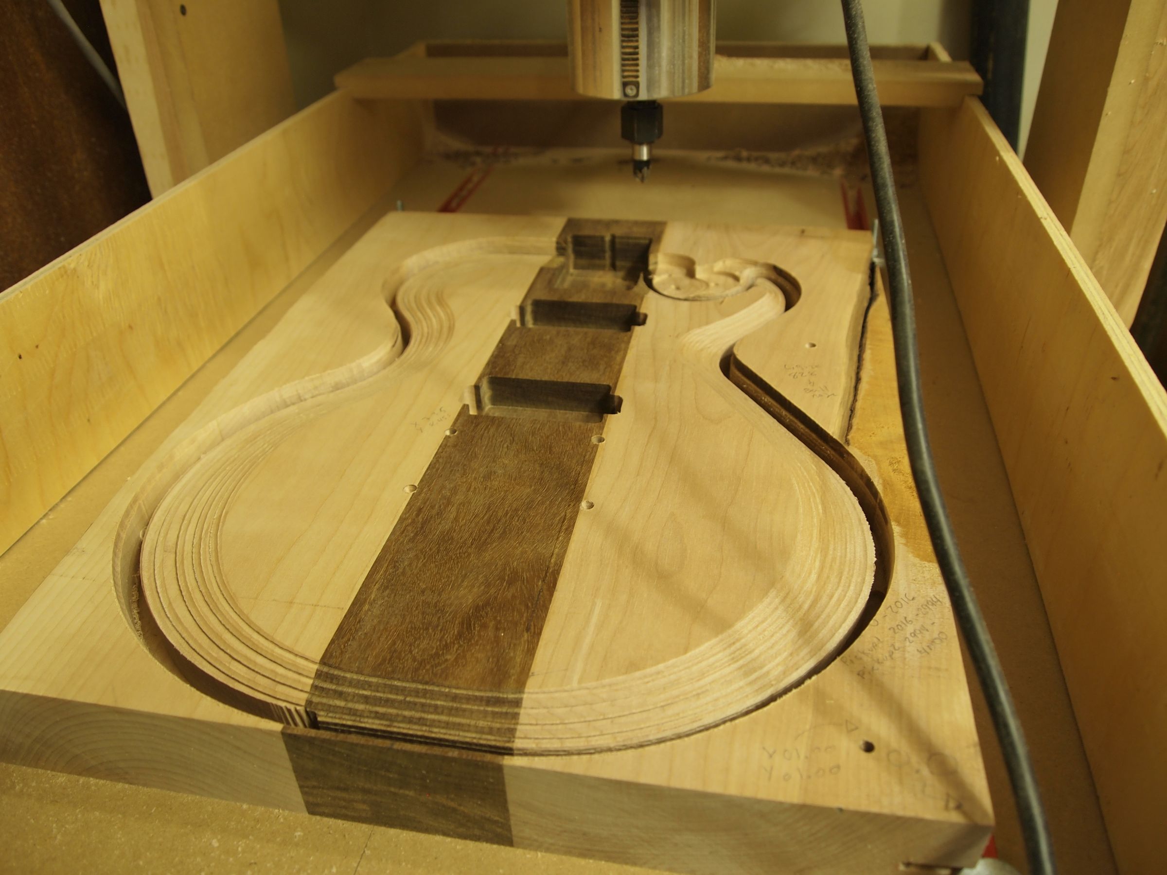 DIY Guitar With My Diy Cnc Router : 9 Steps - Instructables