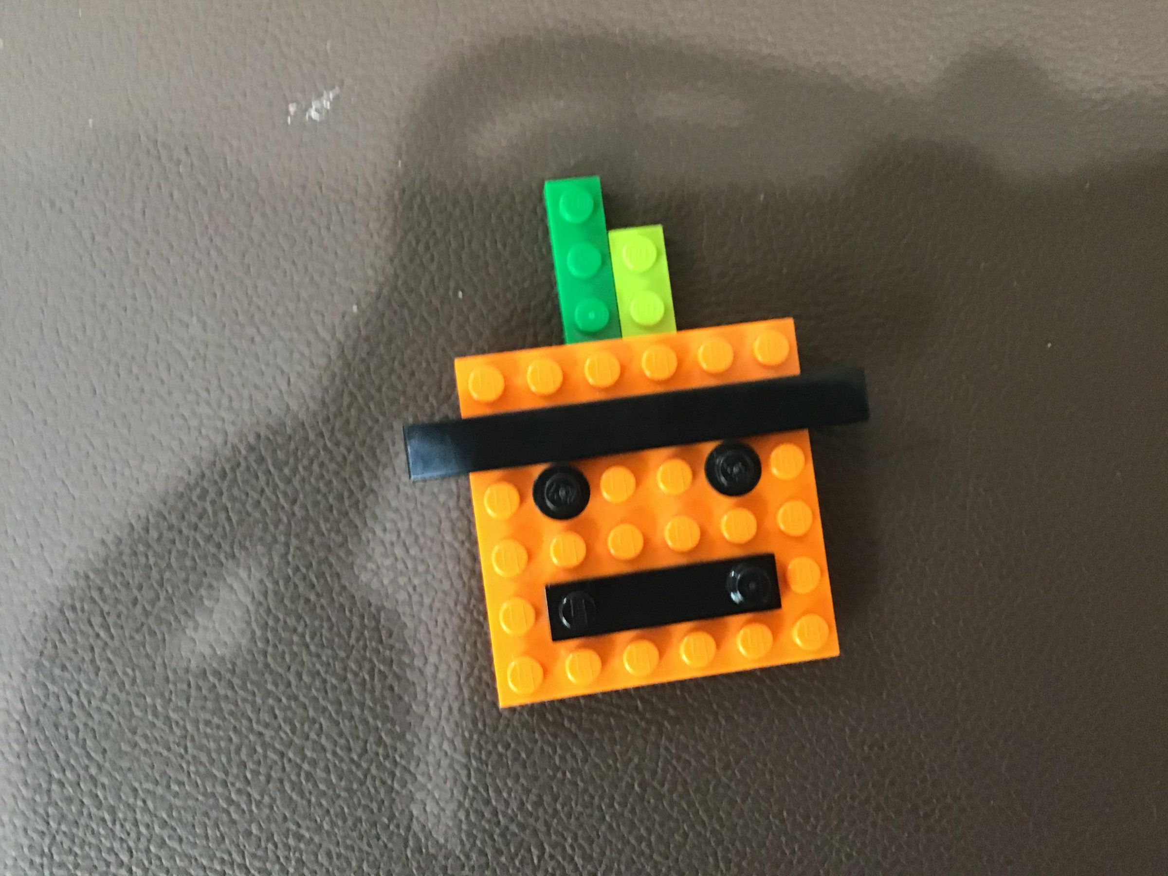 A Simple Derpy Lego Pumpkin : 4 Steps - Instructables