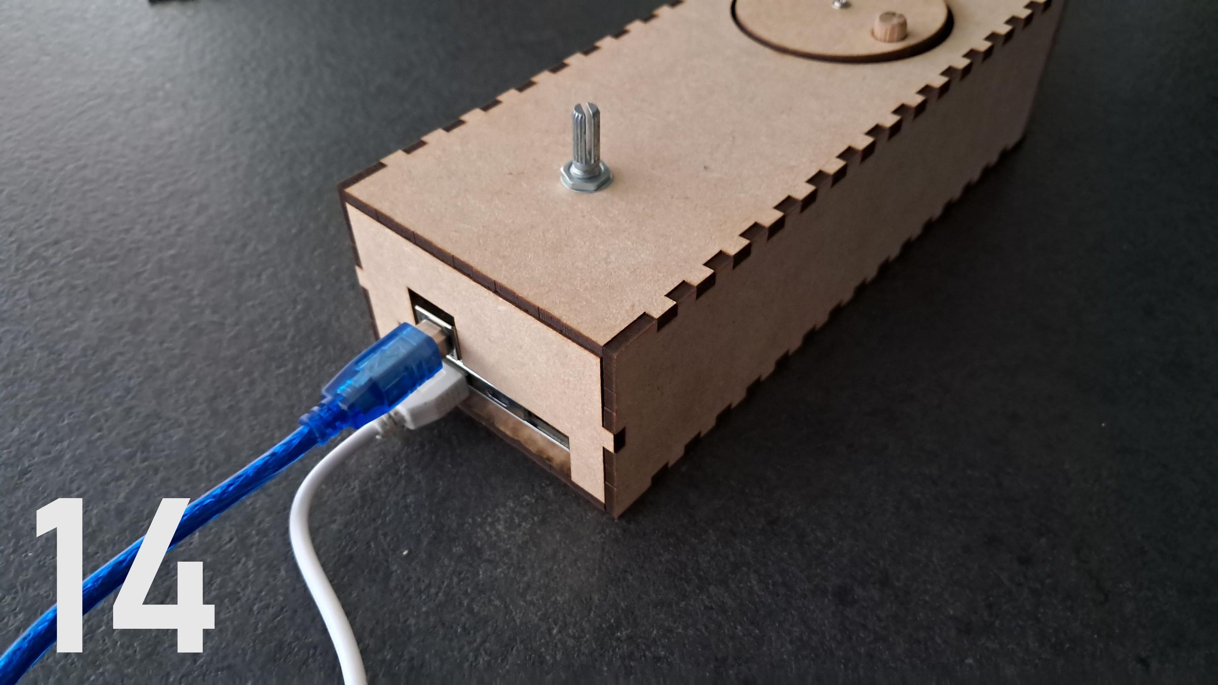 Customizable Zoetrope : 8 Steps - Instructables