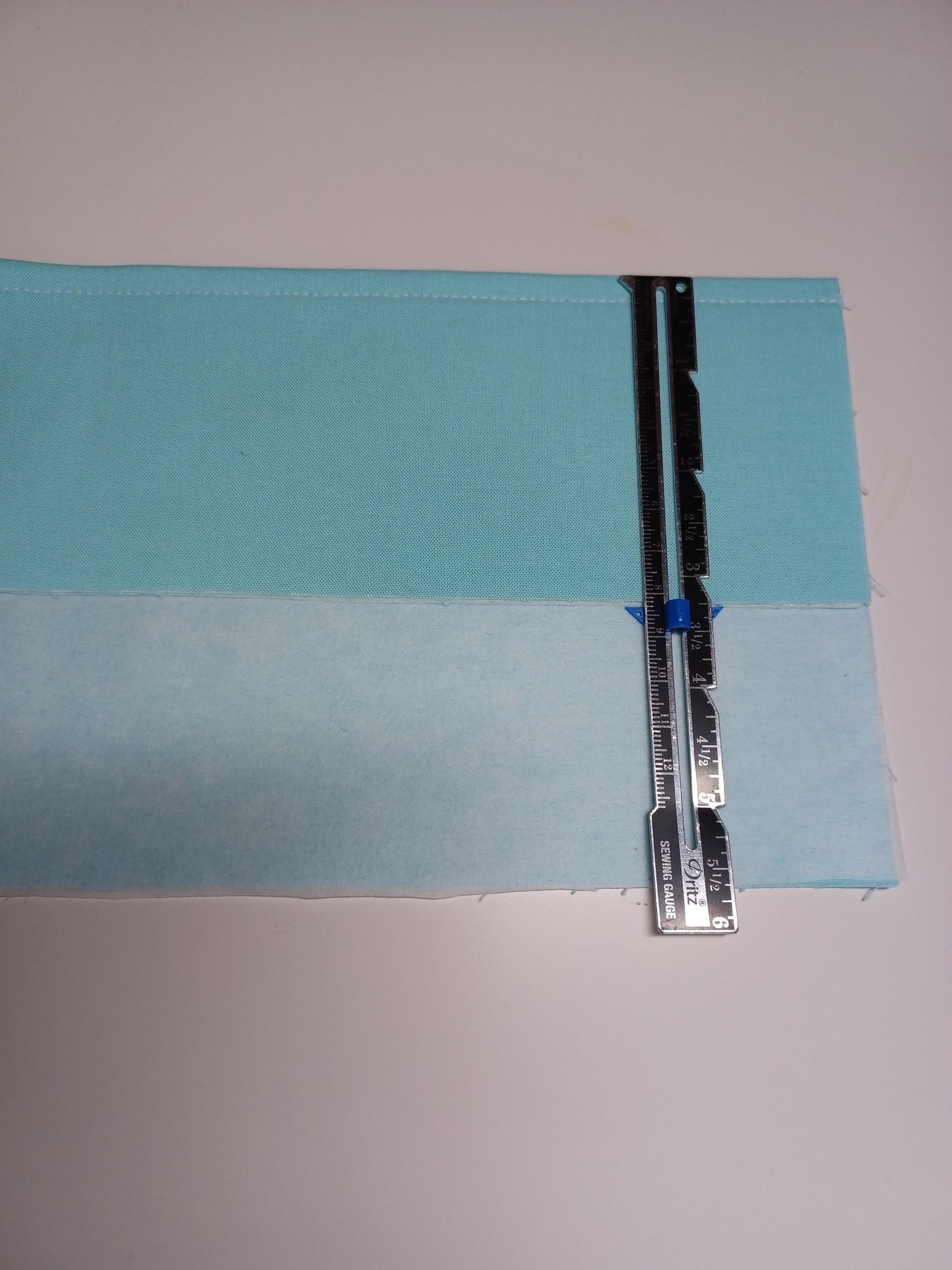 Zipper Bag With Fabric Tucks and Embroidery : 9 Steps - Instructables