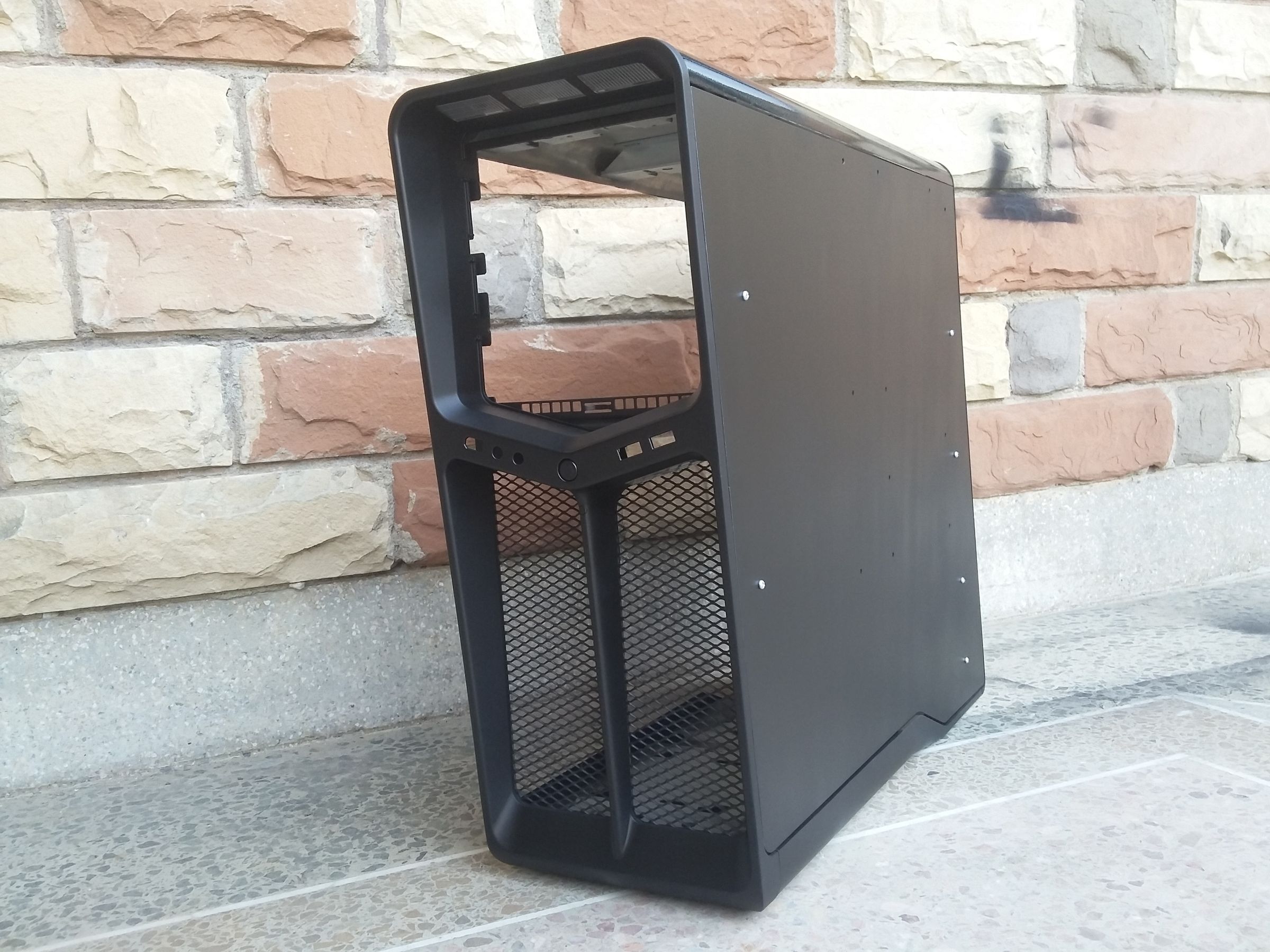 Dell XPS 630i Case MOD : 4 Steps - Instructables
