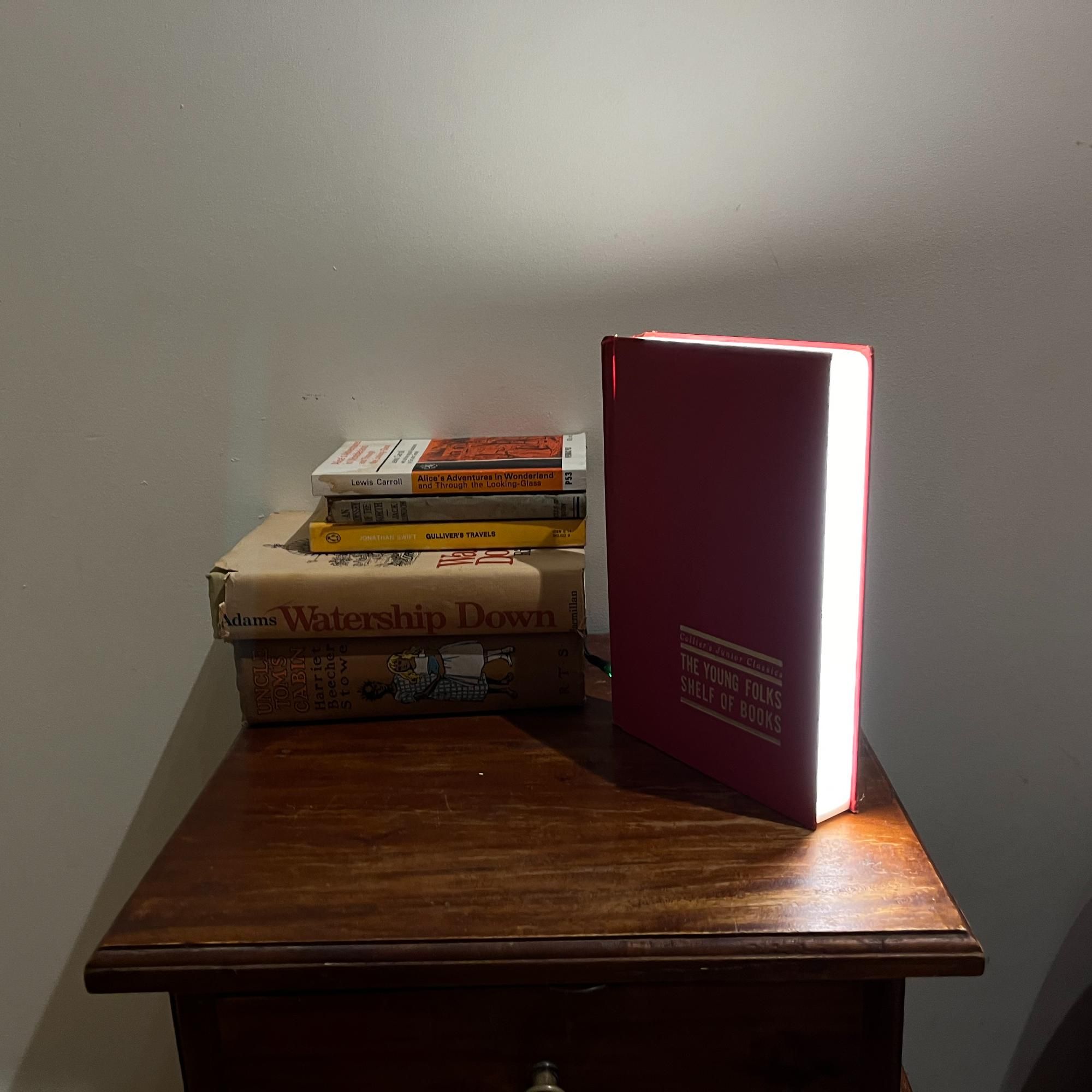 Book Light Inside a Book! : 11 Steps (with Pictures) - Instructables