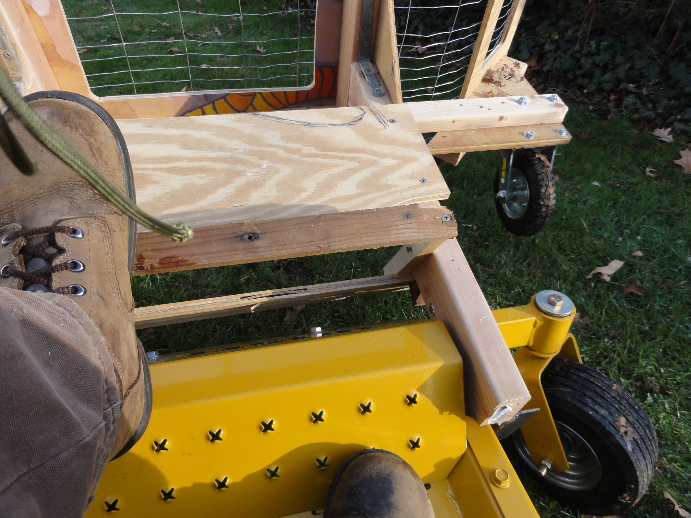 Leaf Plow for Zero Turn Mower : 7 Steps (with Pictures) - Instructables