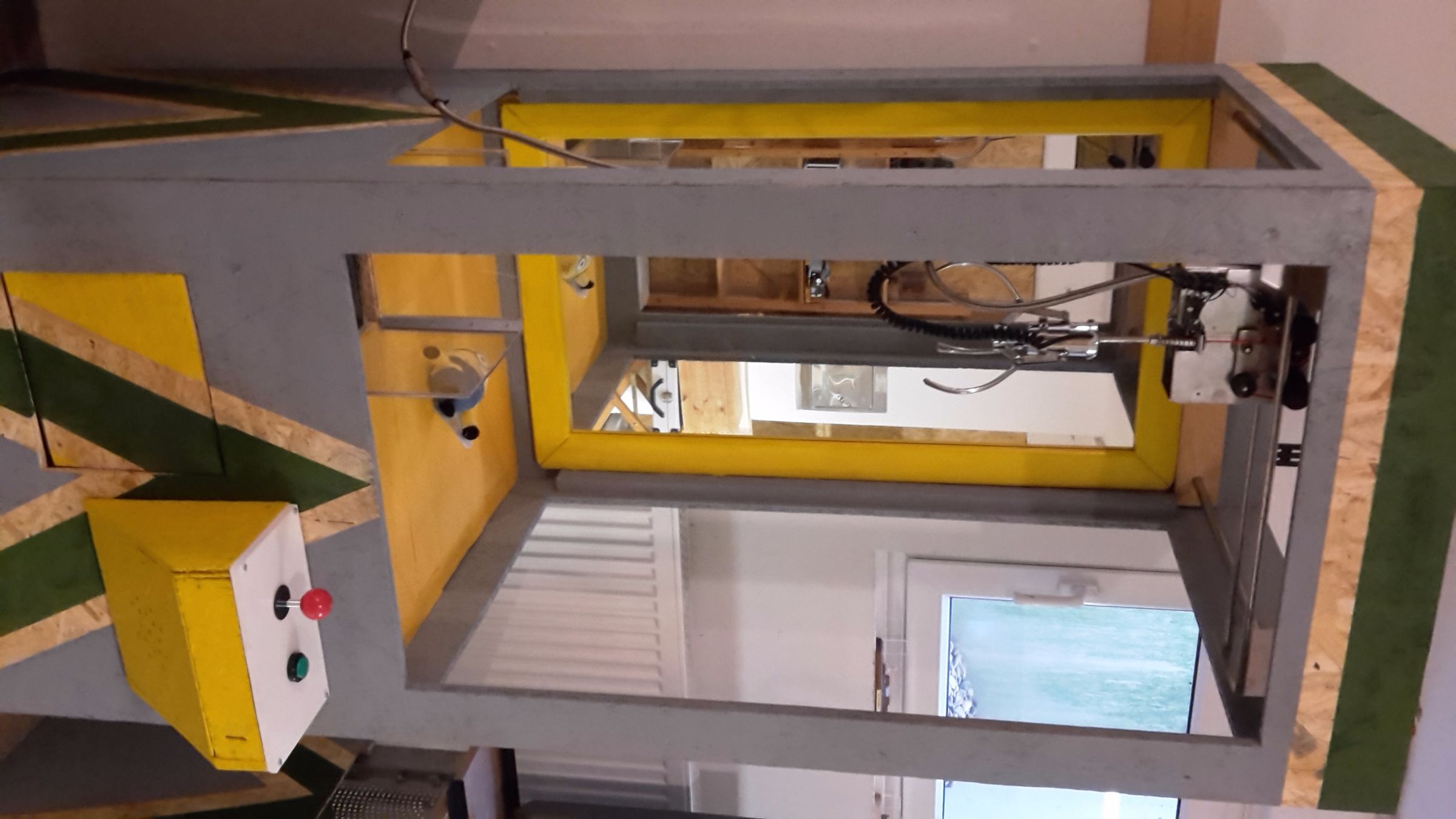 HOMEMADE CLAW MACHINE : 7 Steps (with Pictures) - Instructables