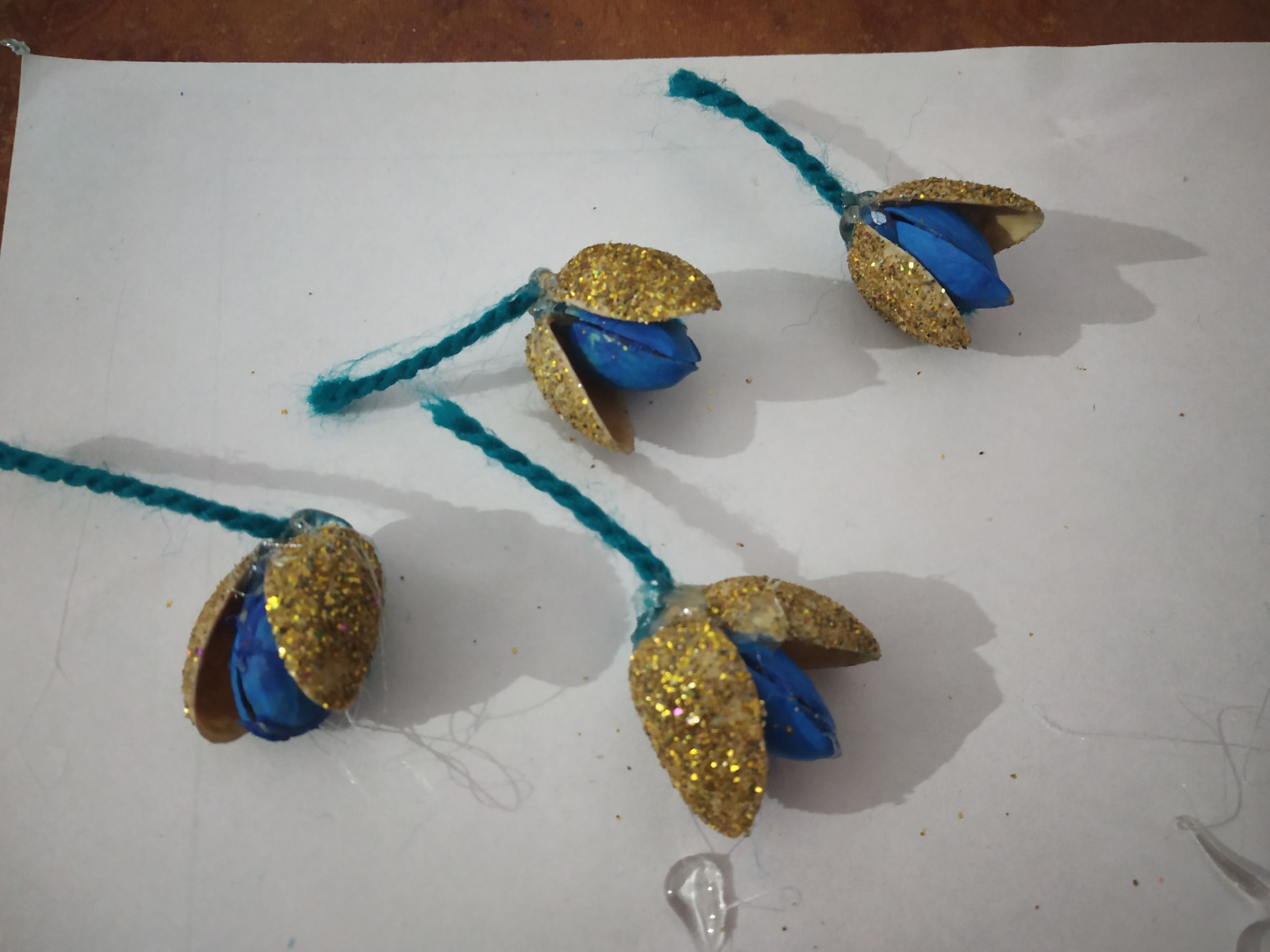 Pistachio Shell Jewellery : 8 Steps - Instructables