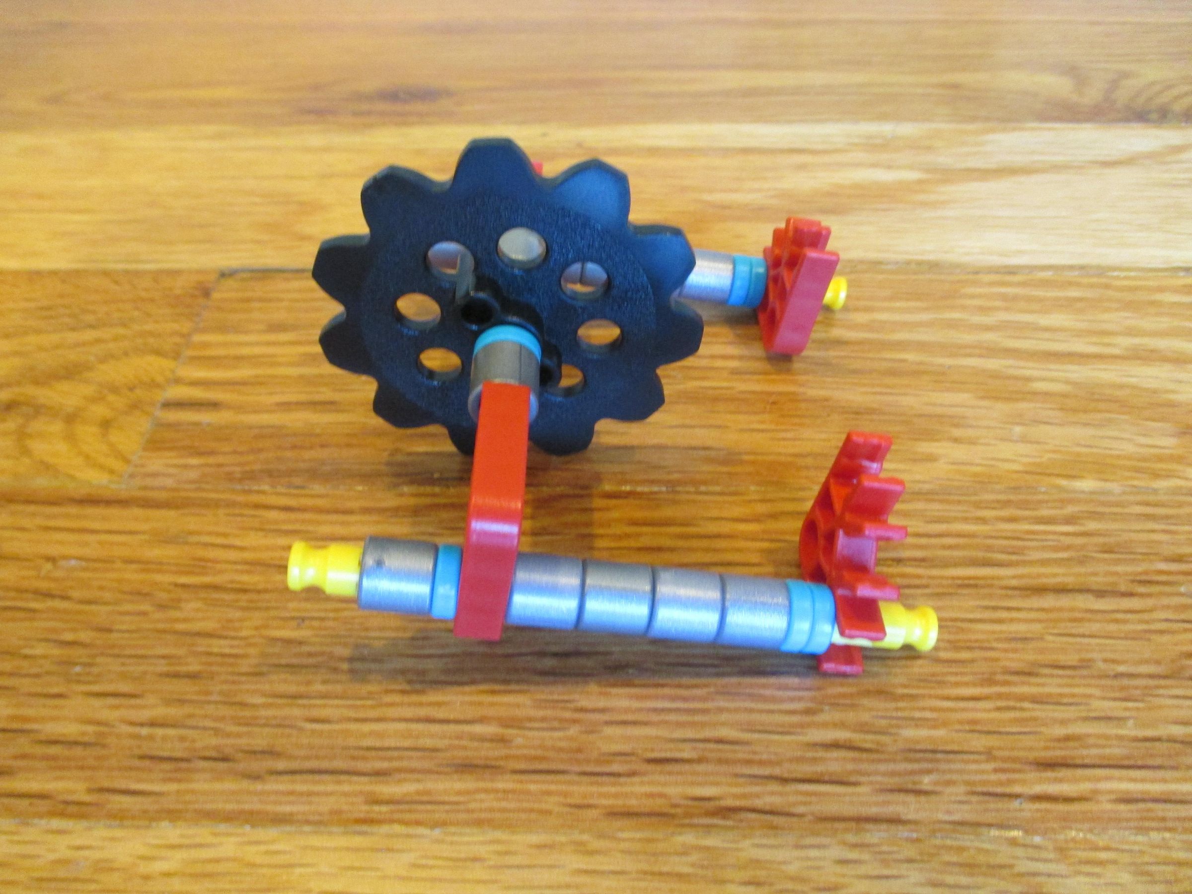 Rollercoaster Push Lift: a K'nex Ball Machine Lift : 8 Steps ...