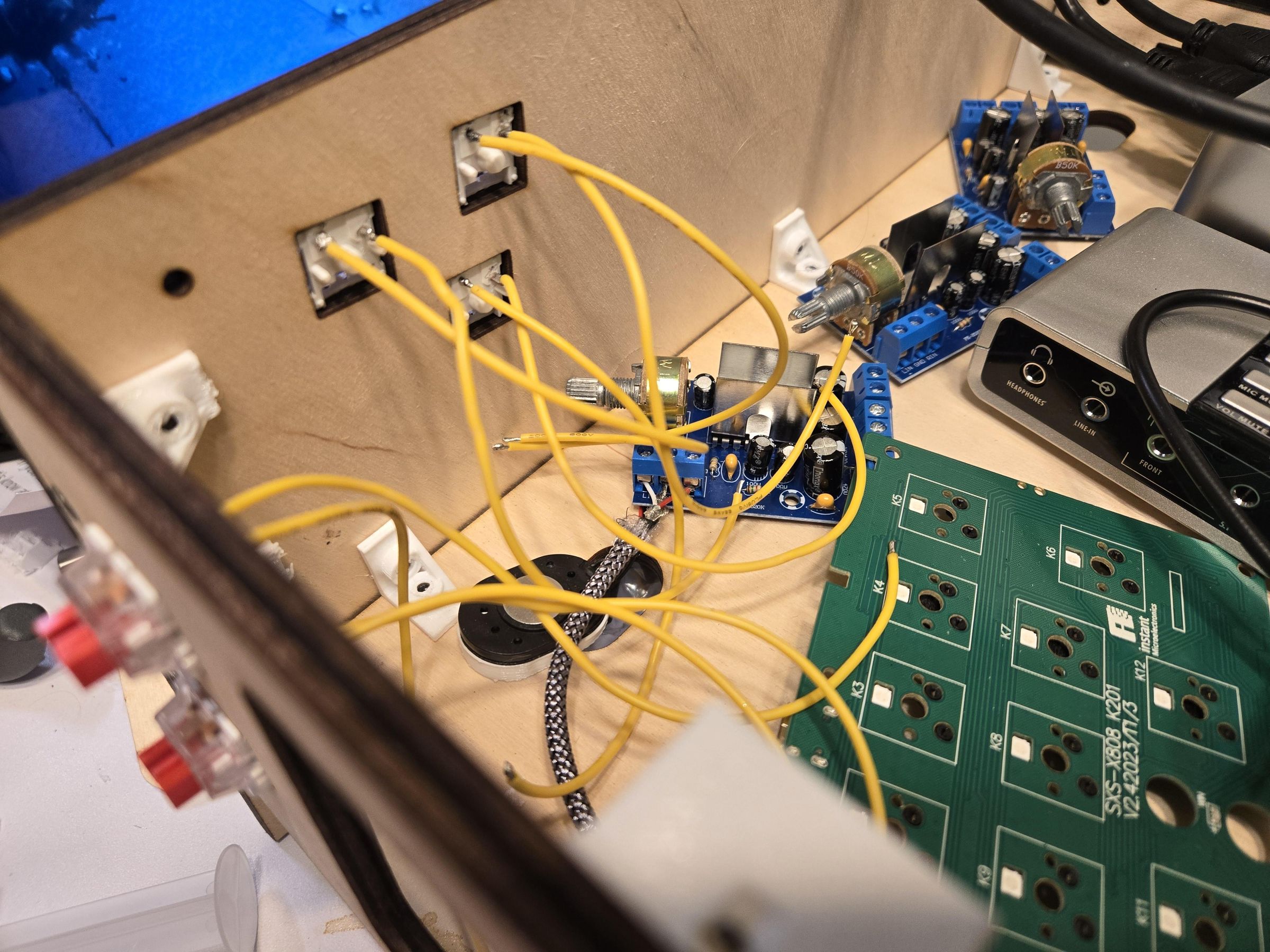 Small Virtual Pinball Machine With Surround Sound! : 18 Steps (with ...