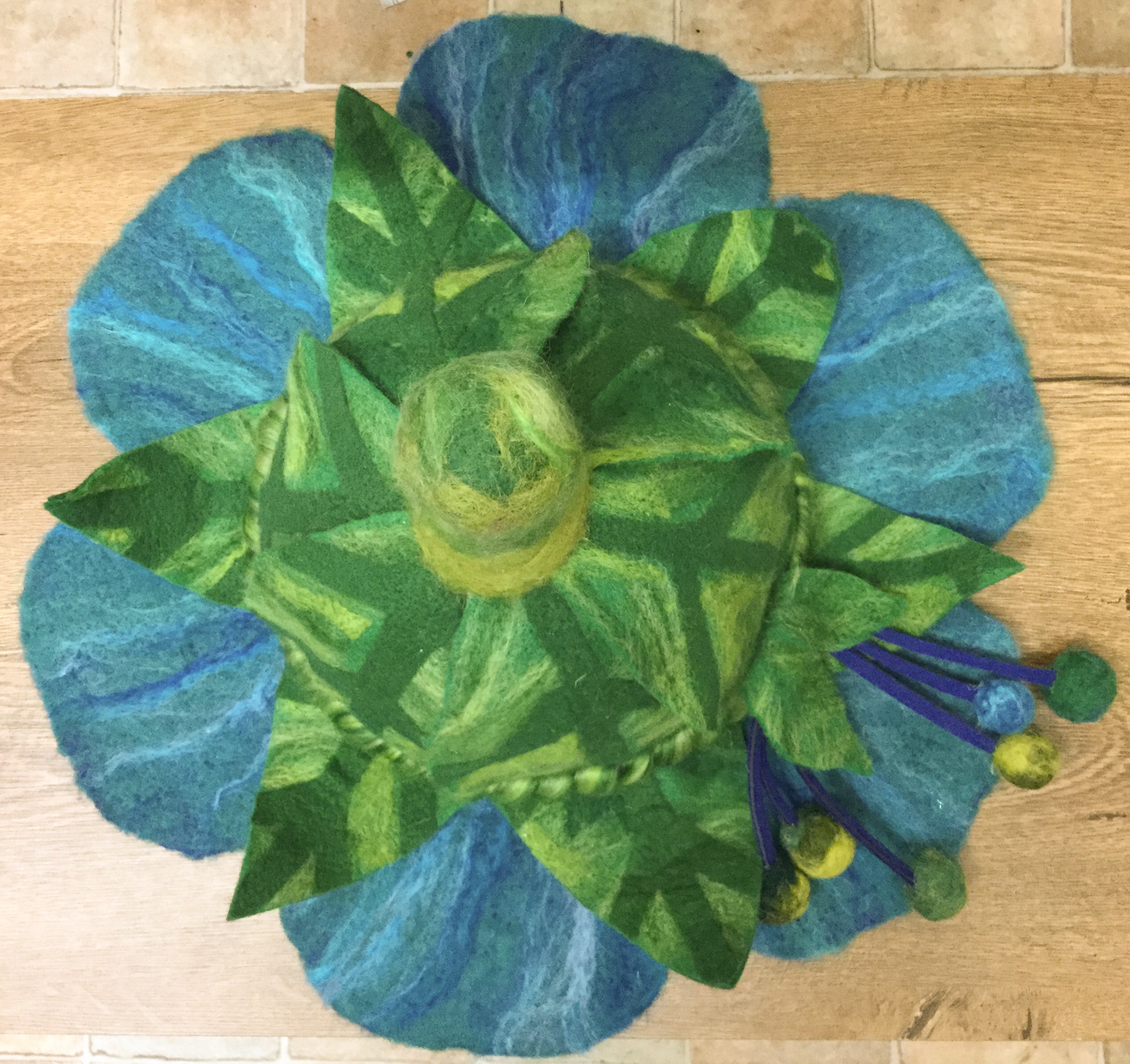 Felted Flower Hat : 8 Steps - Instructables