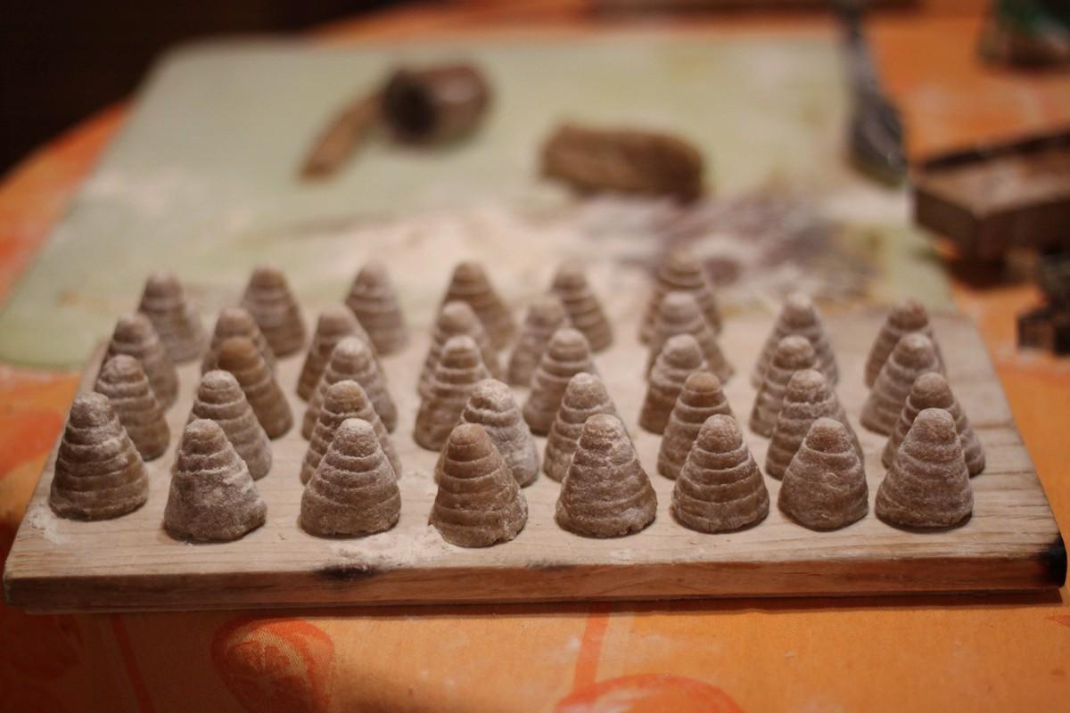 Beehive Cookies : 3 Steps (with Pictures) - Instructables