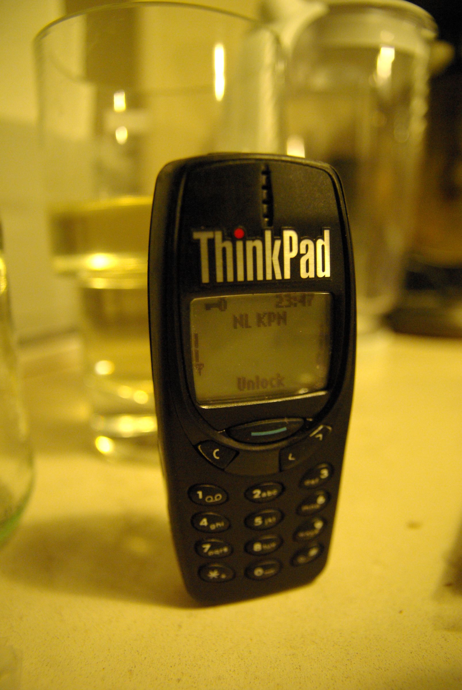 Paint Your Mobile Phone: Updated : 10 Steps (with Pictures) - Instructables