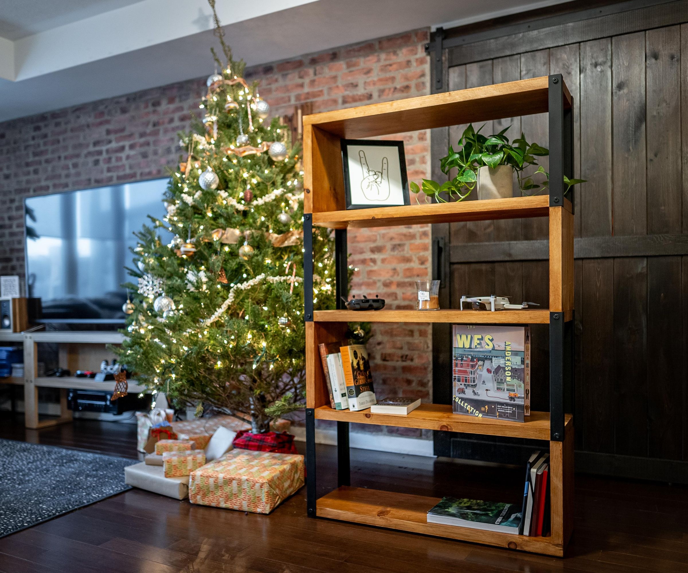 Industrial Bookcase : 20 Steps (with Pictures) - Instructables