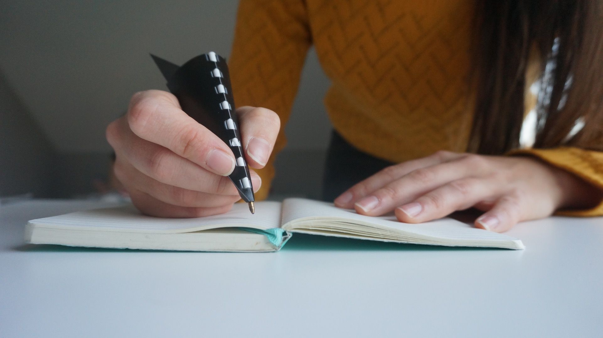 Flat Pen/ Bookmark/ PocketPen : 4 Steps (with Pictures) - Instructables