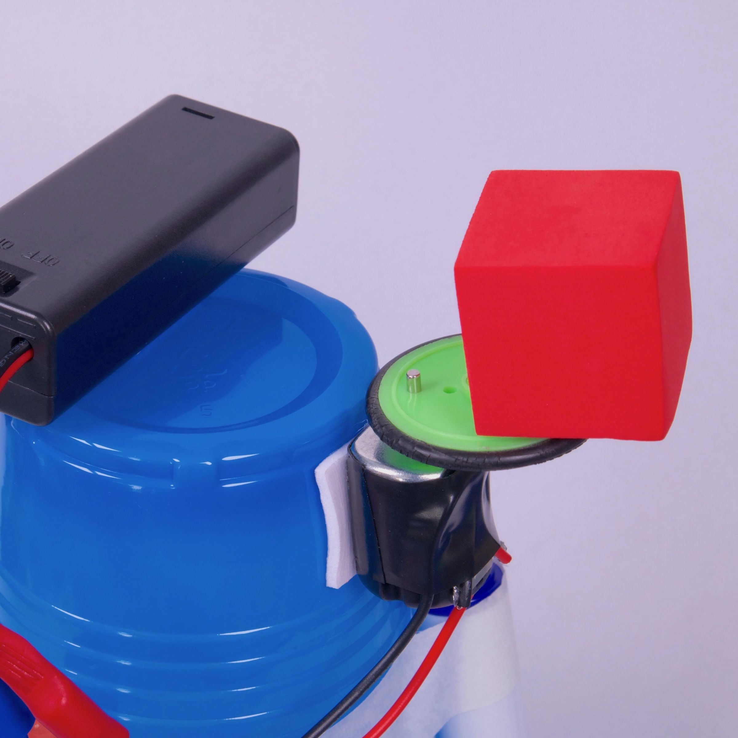 DIY Scribbling Doodle Bot Project - STEM Classic Made Better : 6 Steps ...