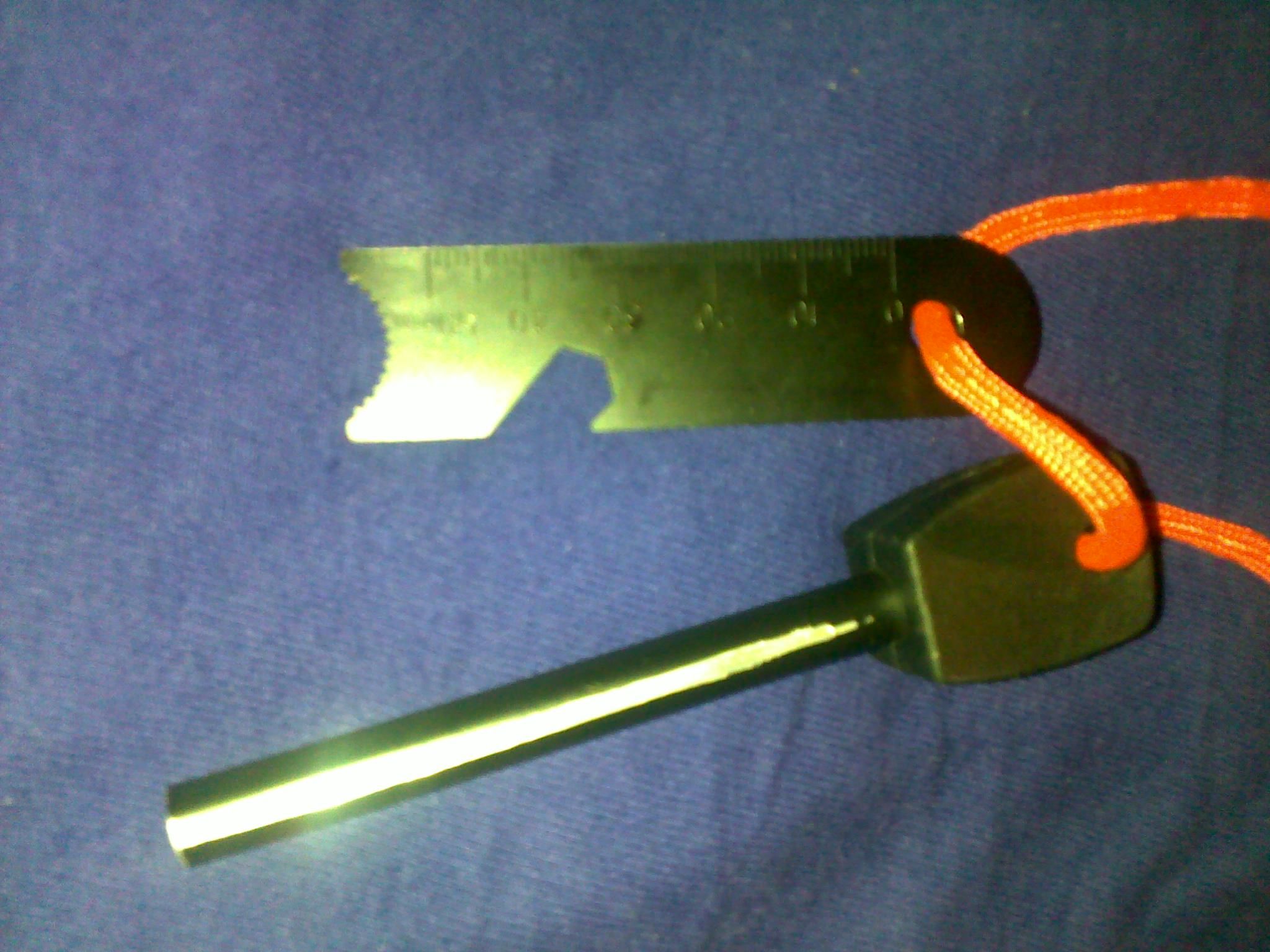 Hiking/Survival Lanyard - Instructables