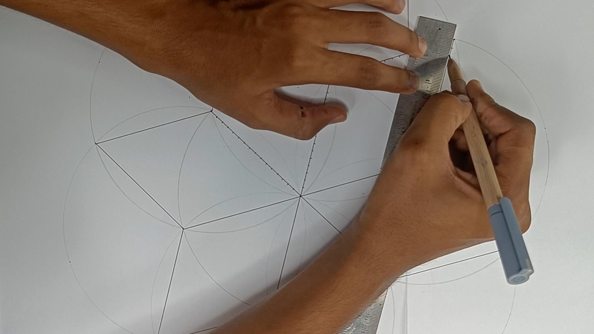 Mastering String and Nail Art - a Step-by-Step Guide to Stunning ...