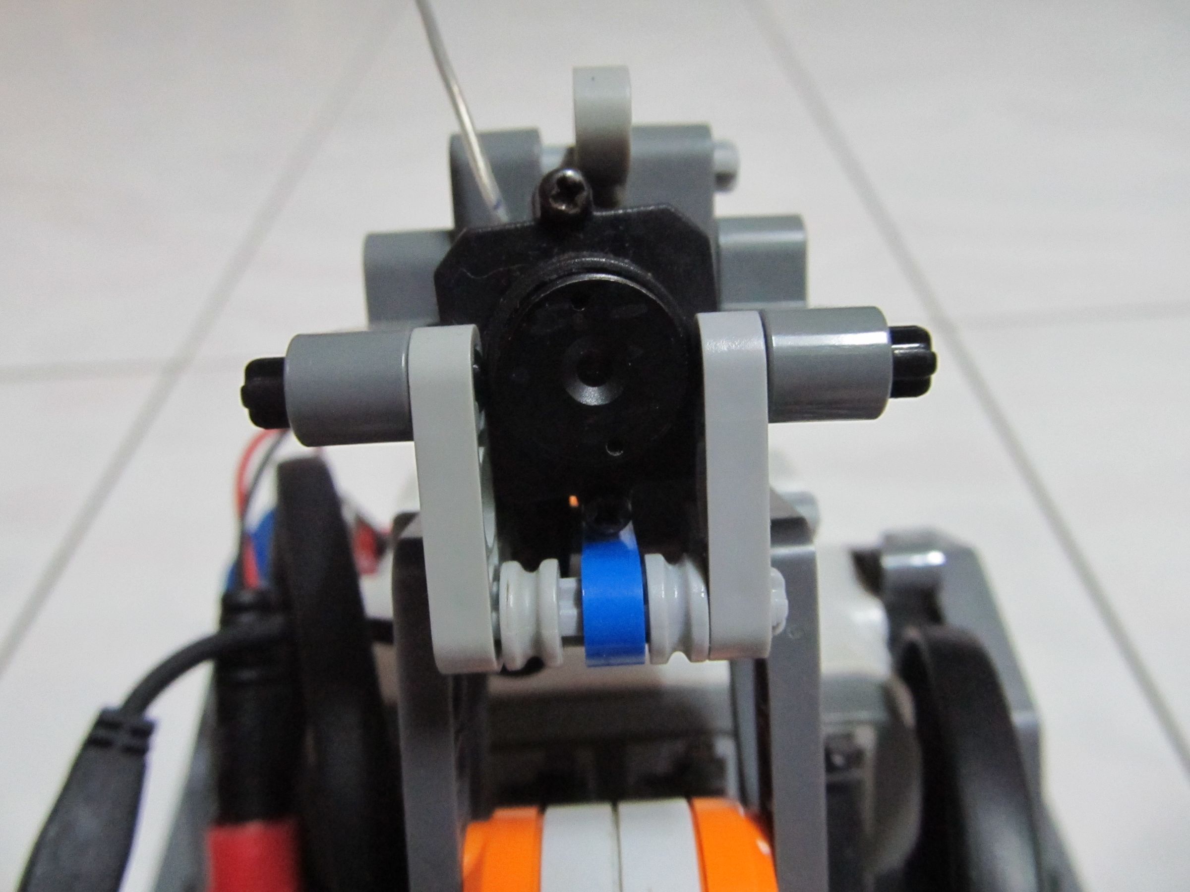 Lego Quick and Easy Spybot : 4 Steps - Instructables