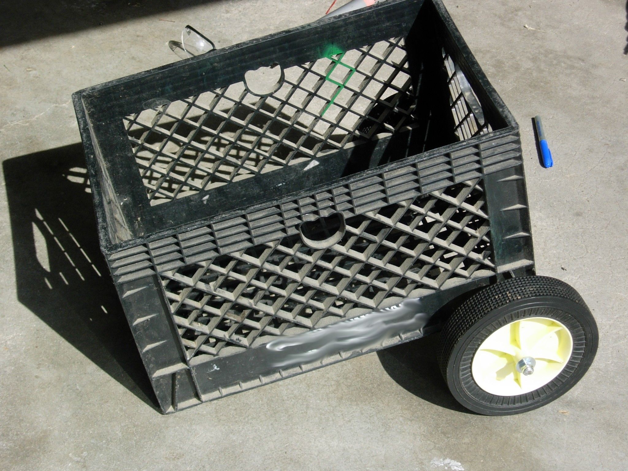 Build a Milk Crate Cart : 5 Steps (with Pictures) - Instructables