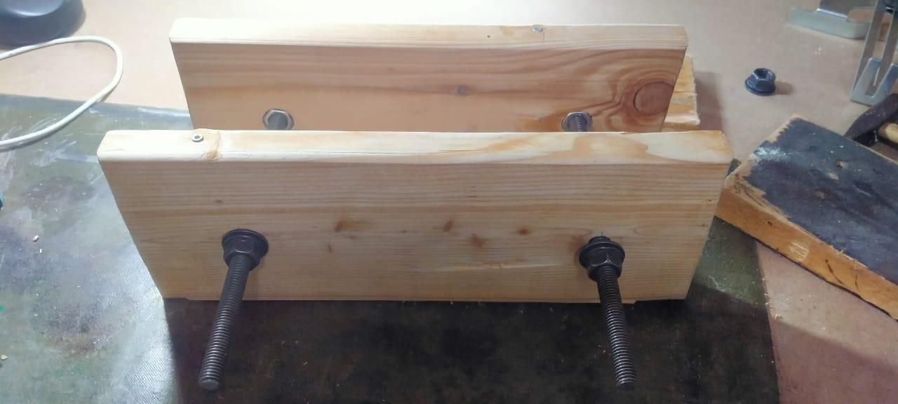 DIY Workbench Vise : 4 Steps - Instructables