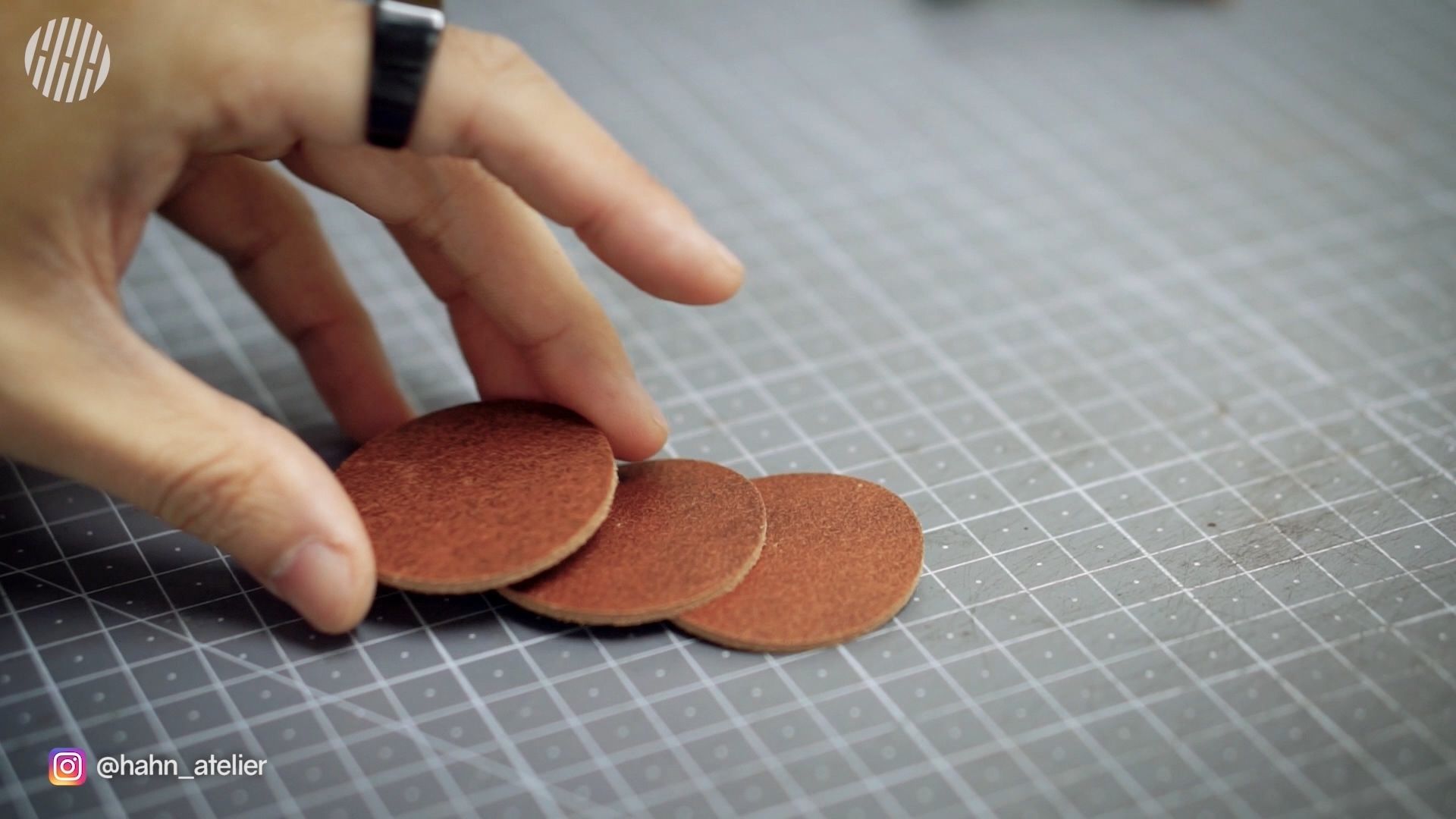 Pocket Watch Leather Case : 19 Steps (with Pictures) - Instructables