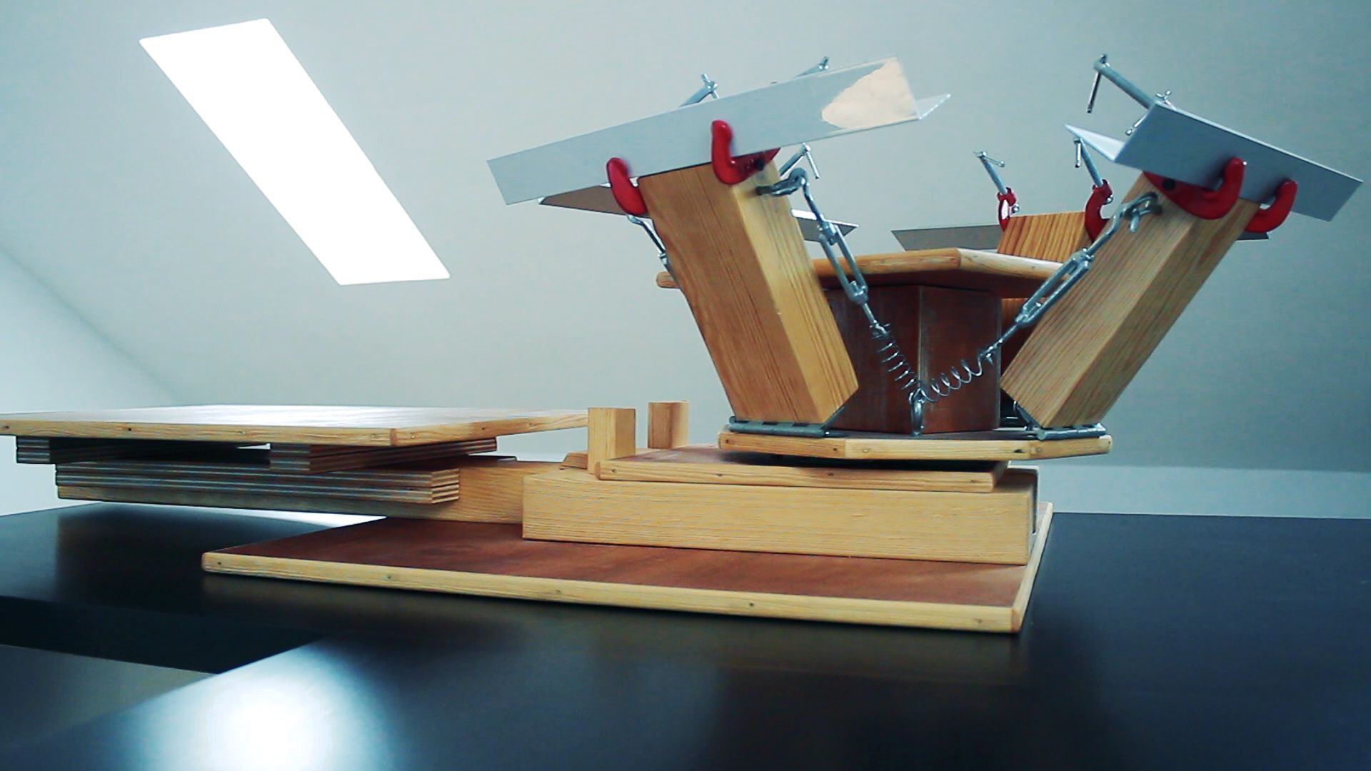 Make a 4 Color Screen Printing Press : 3 Steps - Instructables